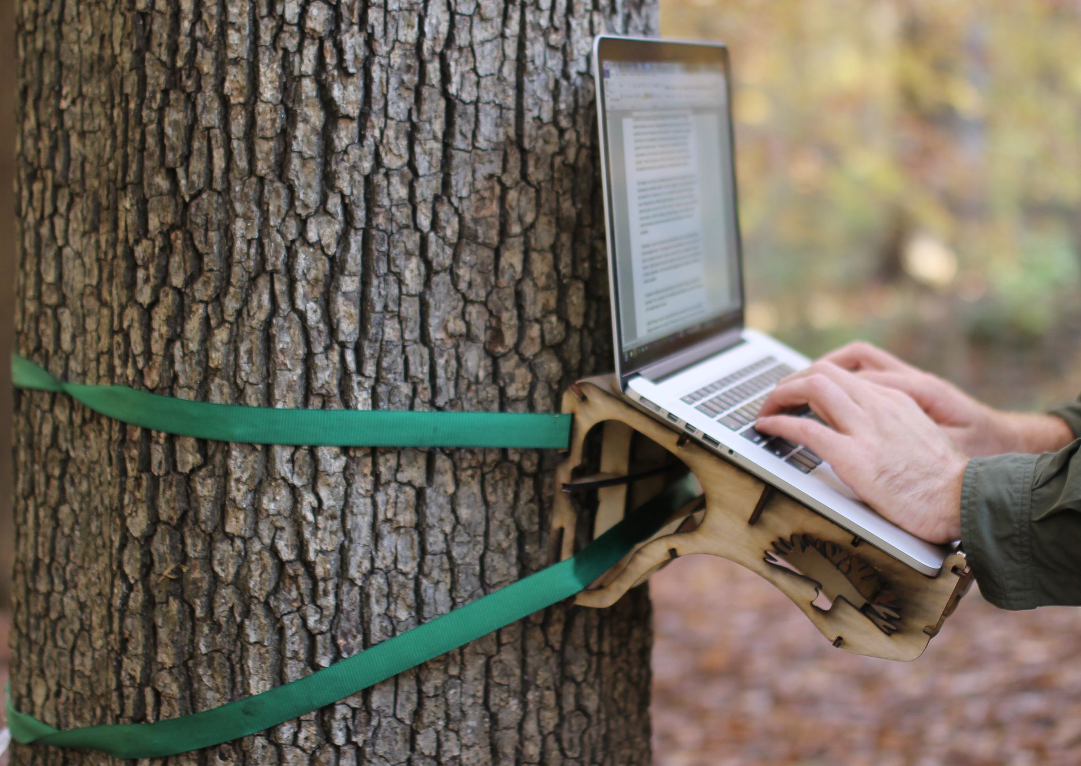 Standing Tree Desk : 5 Steps (with Pictures) - Instructables