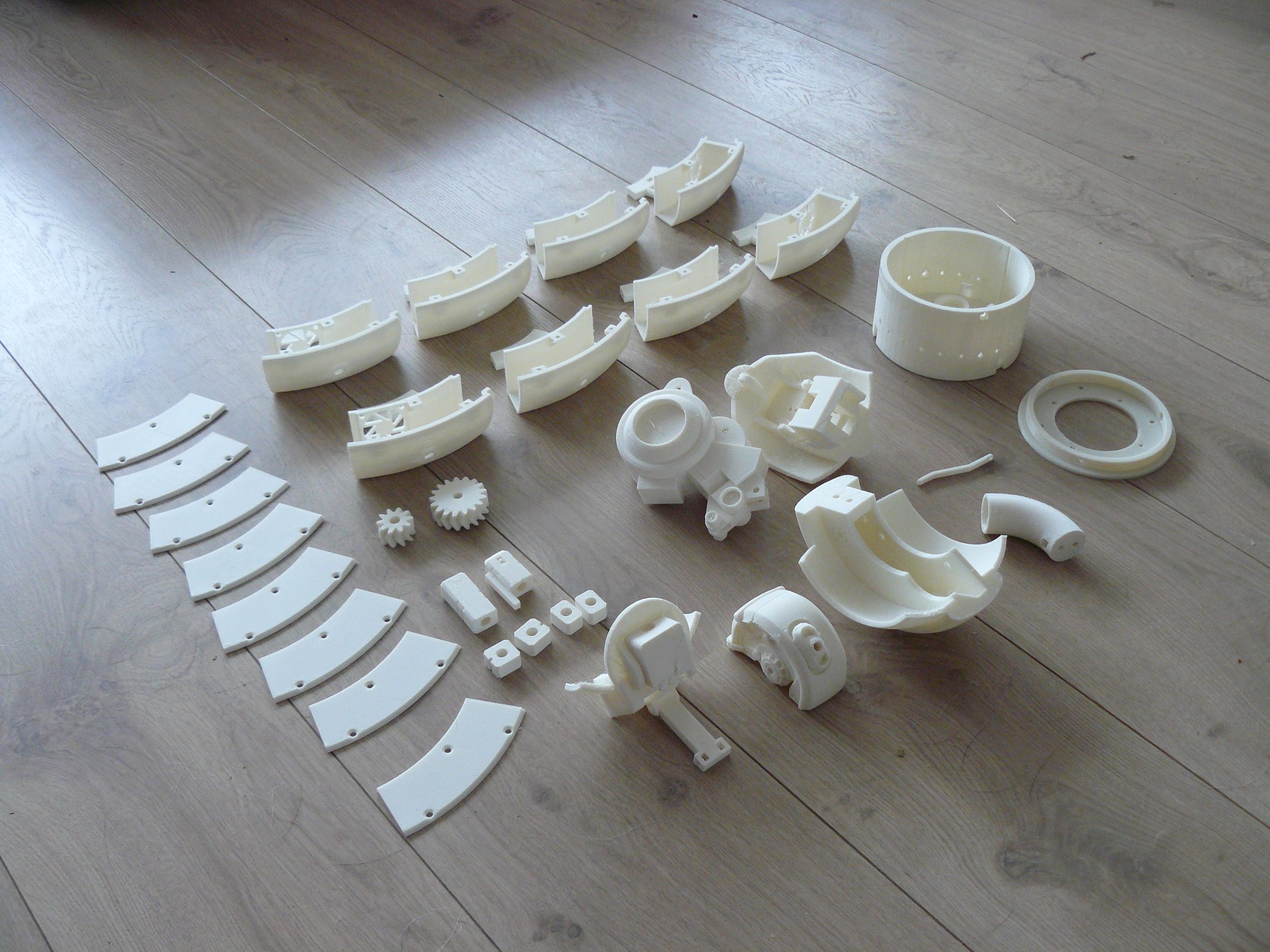 A Fully 3D Printable GlaDOS Robotic Ceiling Arm Lamp : 11 Steps (with ...