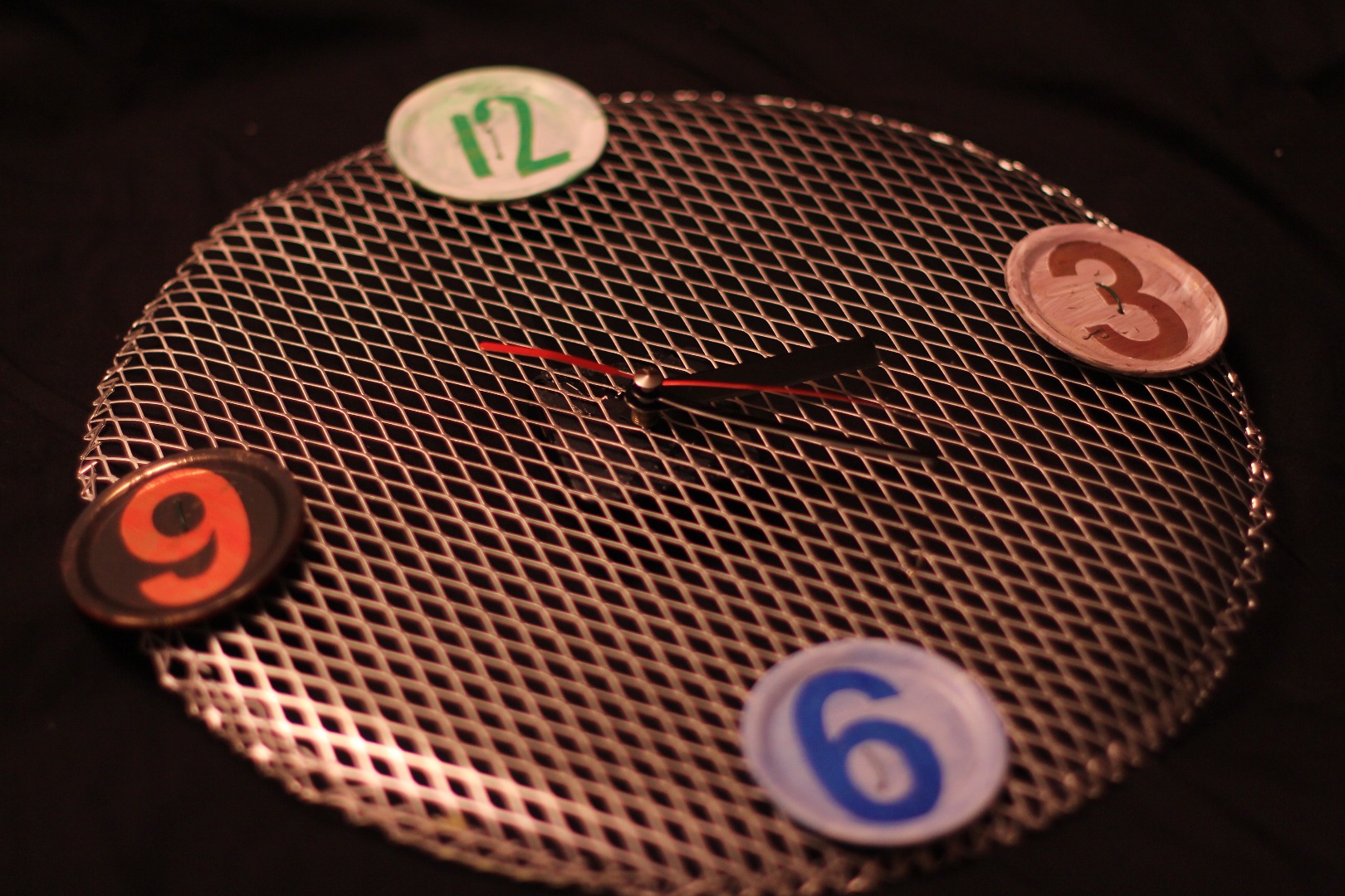 Making a Can Lid Clock : 10 Steps (with Pictures) - Instructables