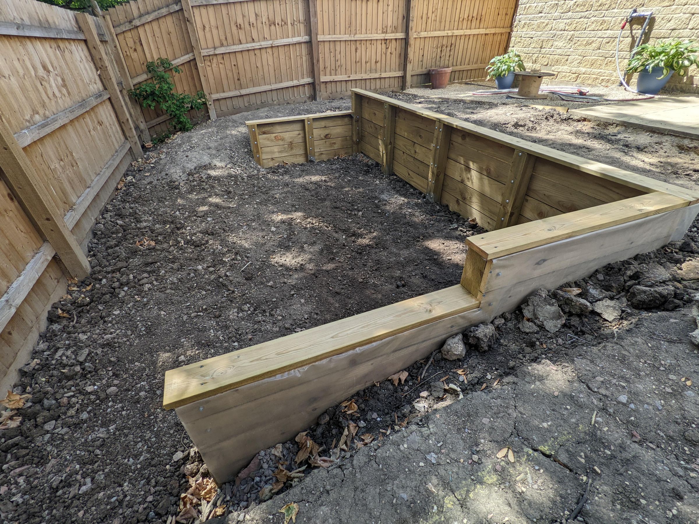 Creating a Beautiful Tiered Garden From a Boring New Build Slope : 8 ...