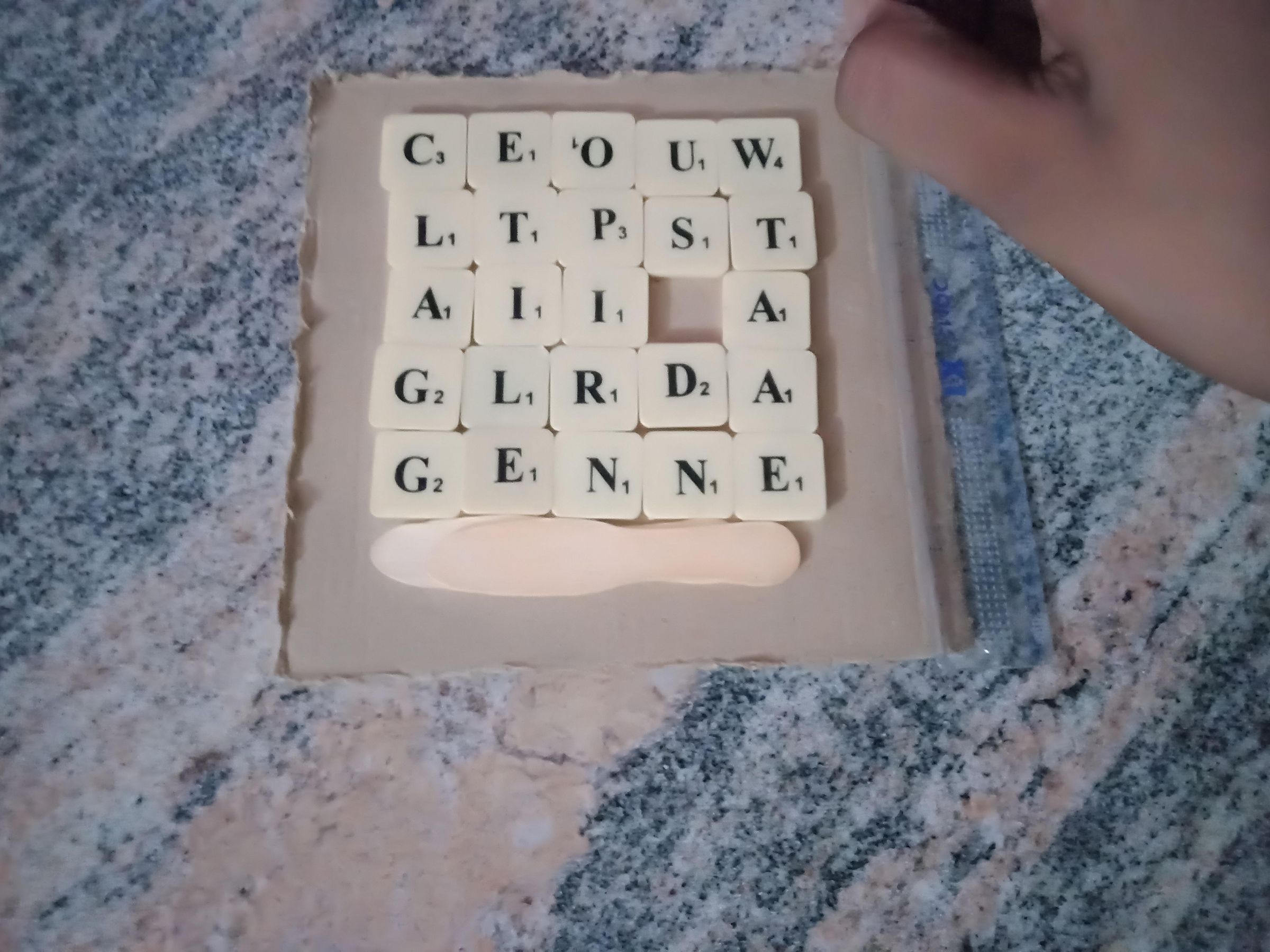 Super Scrabble PUZZLE : 6 Steps - Instructables