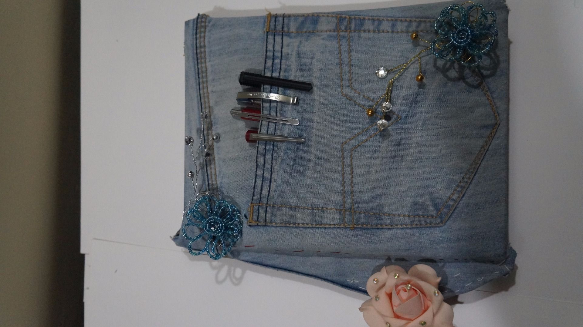 Diary Cover From Old Denim Jeans : 5 Steps (with Pictures) - Instructables
