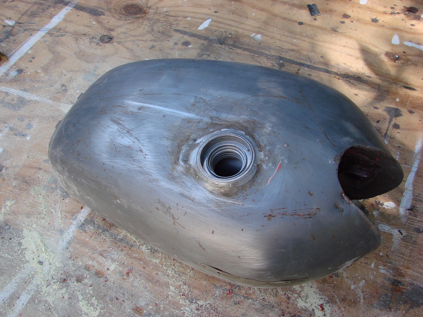 Cafe Racer Gas Tank : 12 Steps (with Pictures) - Instructables