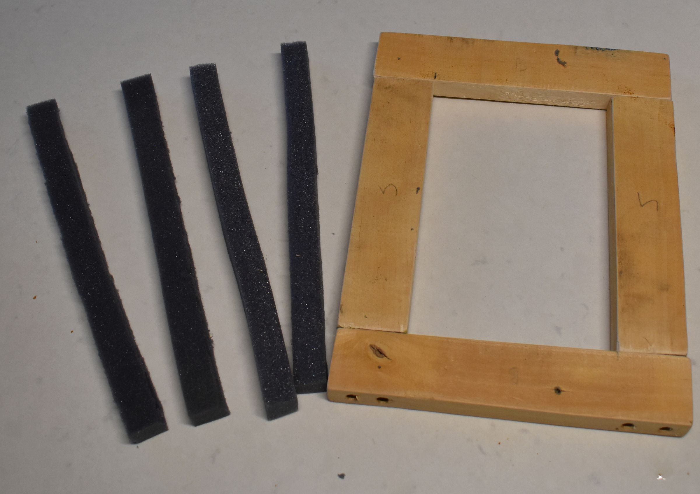 Paper Mould and Deckle : 4 Steps (with Pictures) - Instructables