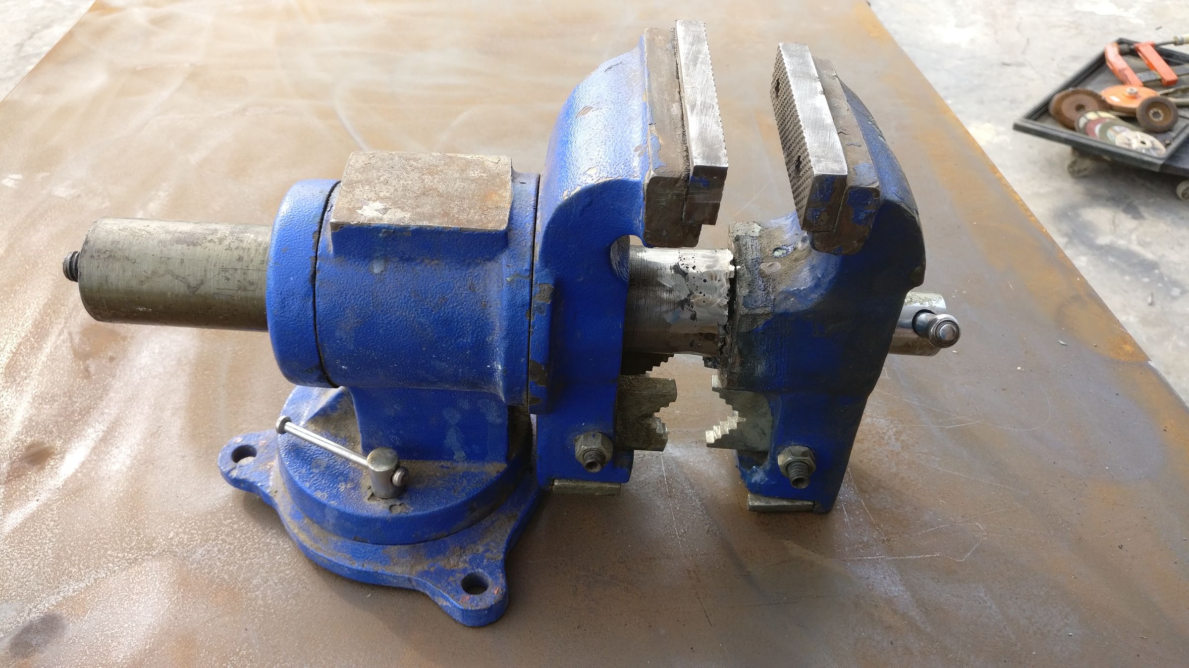 Broken Vise Transformation : 13 Steps (with Pictures) - Instructables