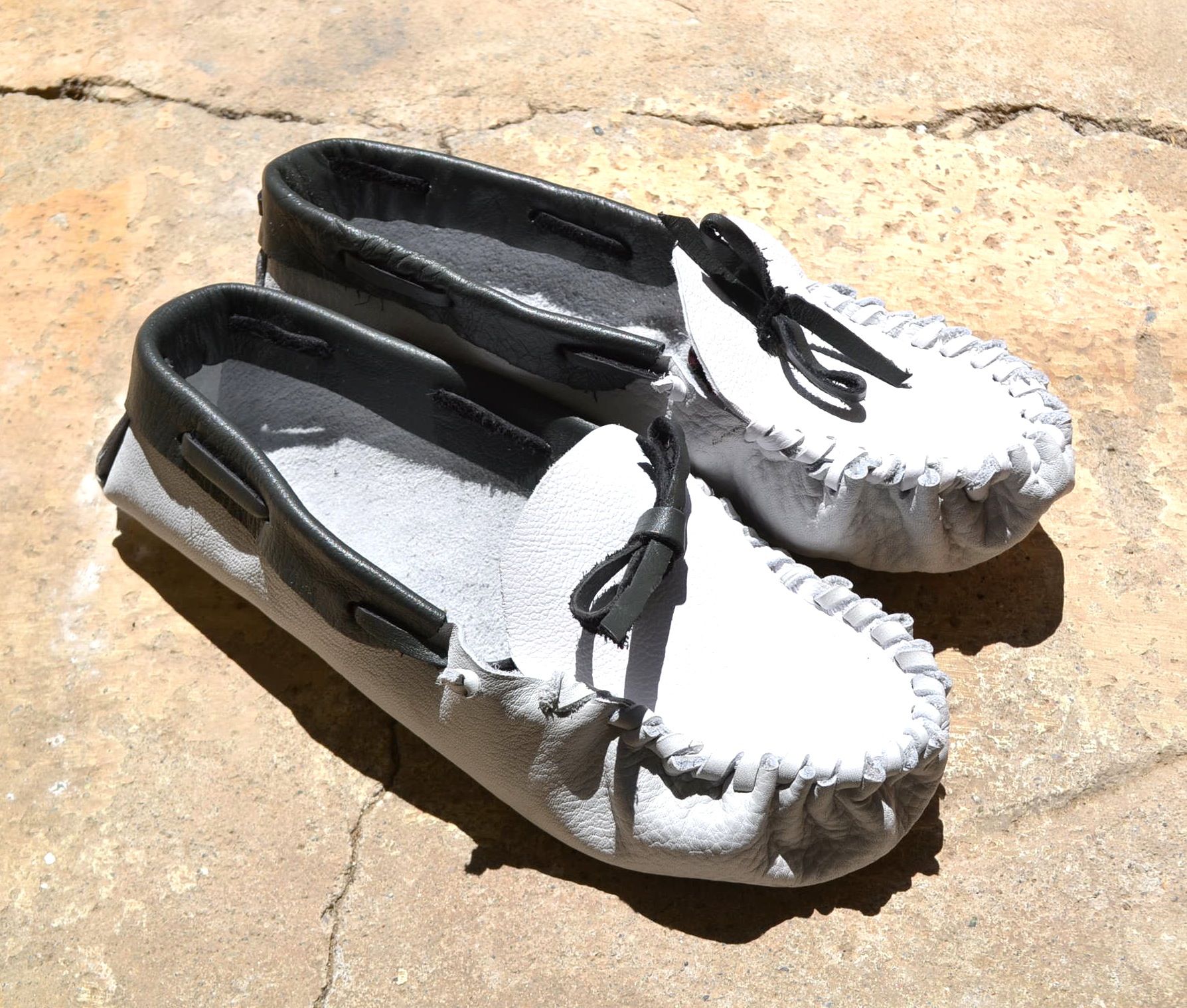 DIY MOCCASIN : 10 Steps (with Pictures) - Instructables