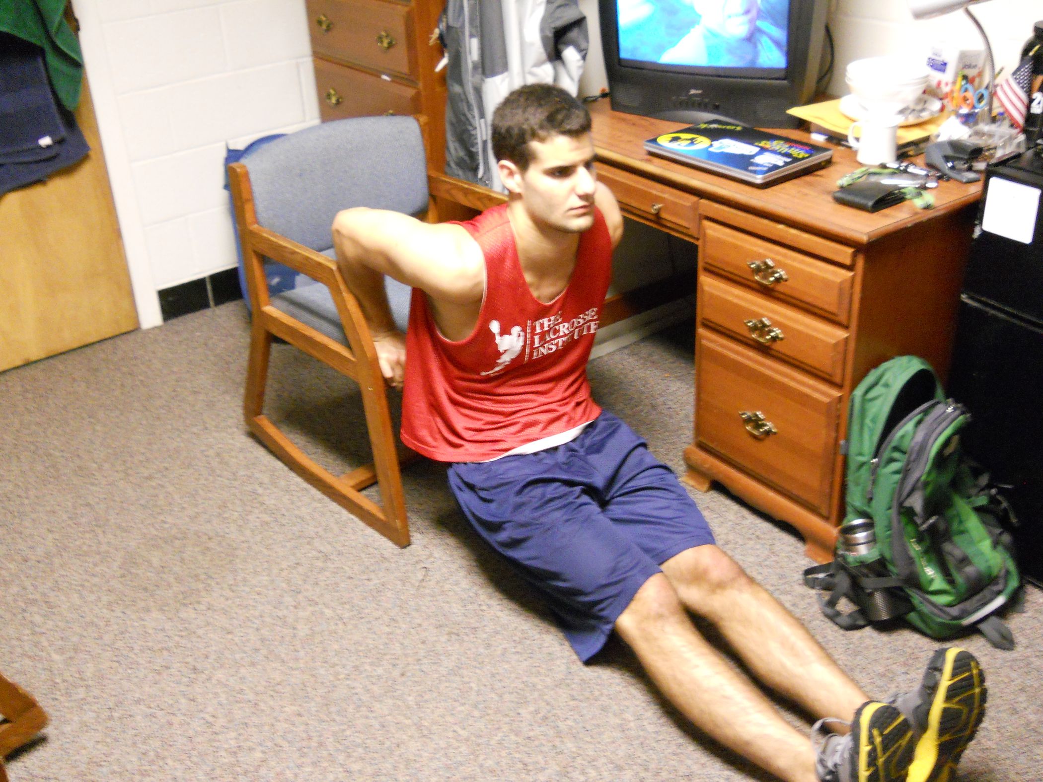 [Collegiate Exercise] Dorm Room Fitness : 11 Steps (with Pictures ...