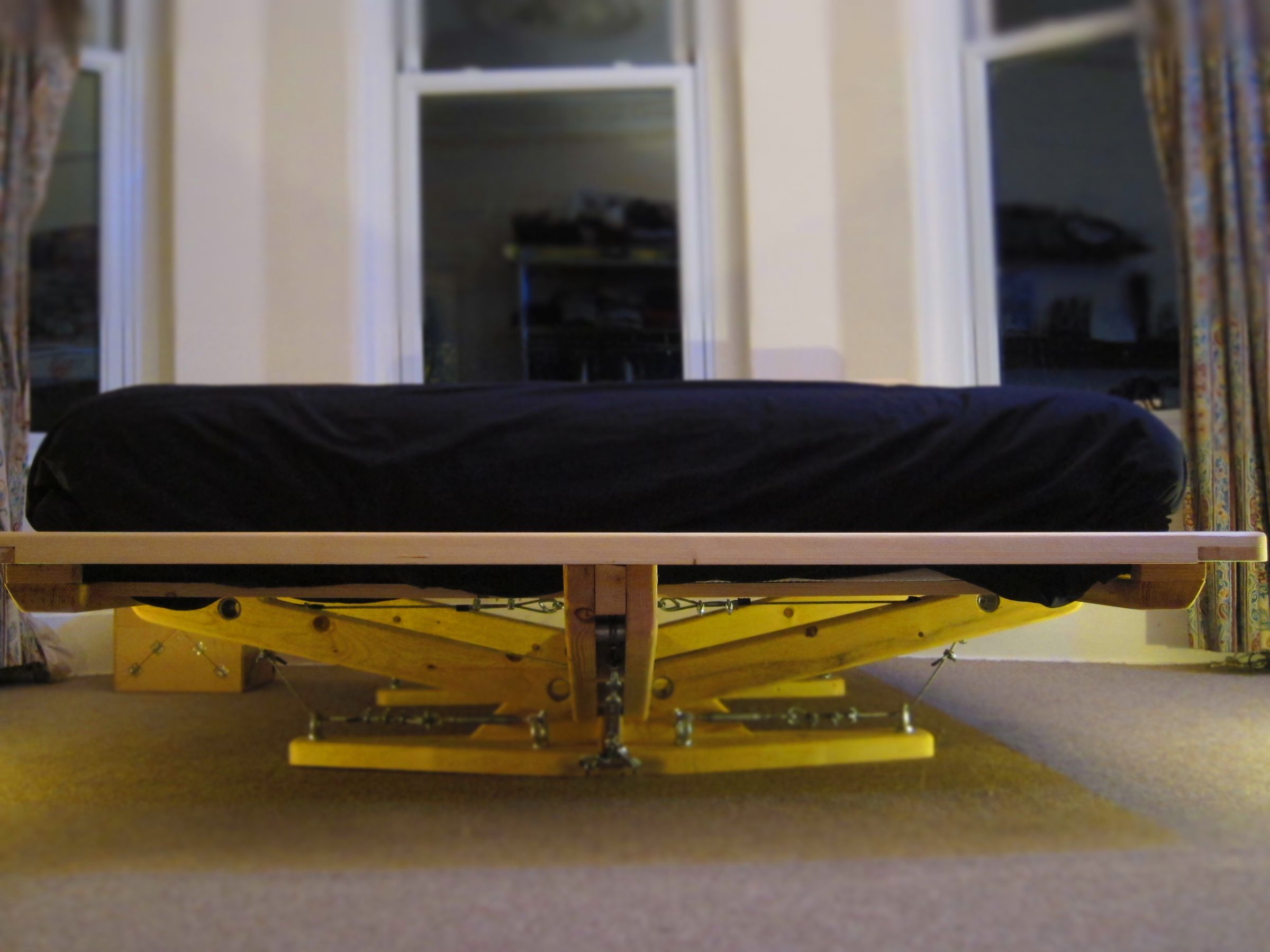 Tension Series - Floating Bed : 9 Steps (with Pictures) - Instructables
