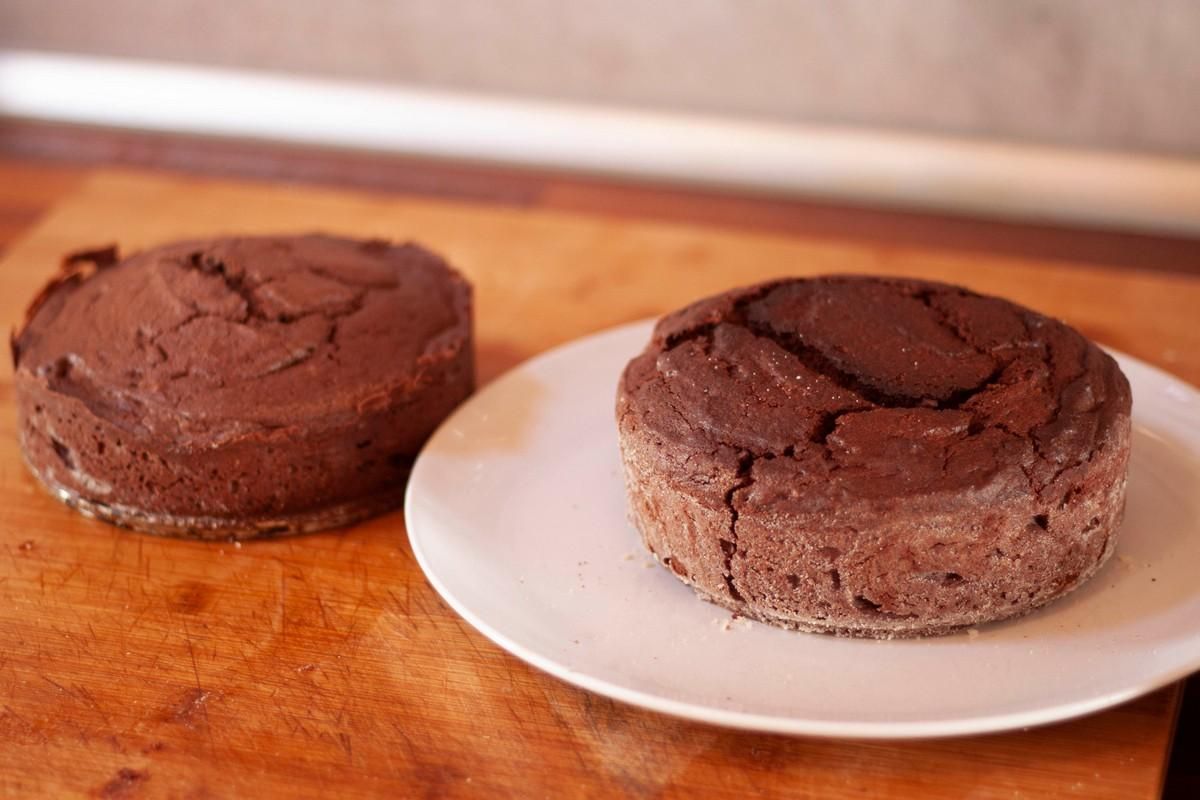 Bleed-IT Cake : 5 Steps - Instructables