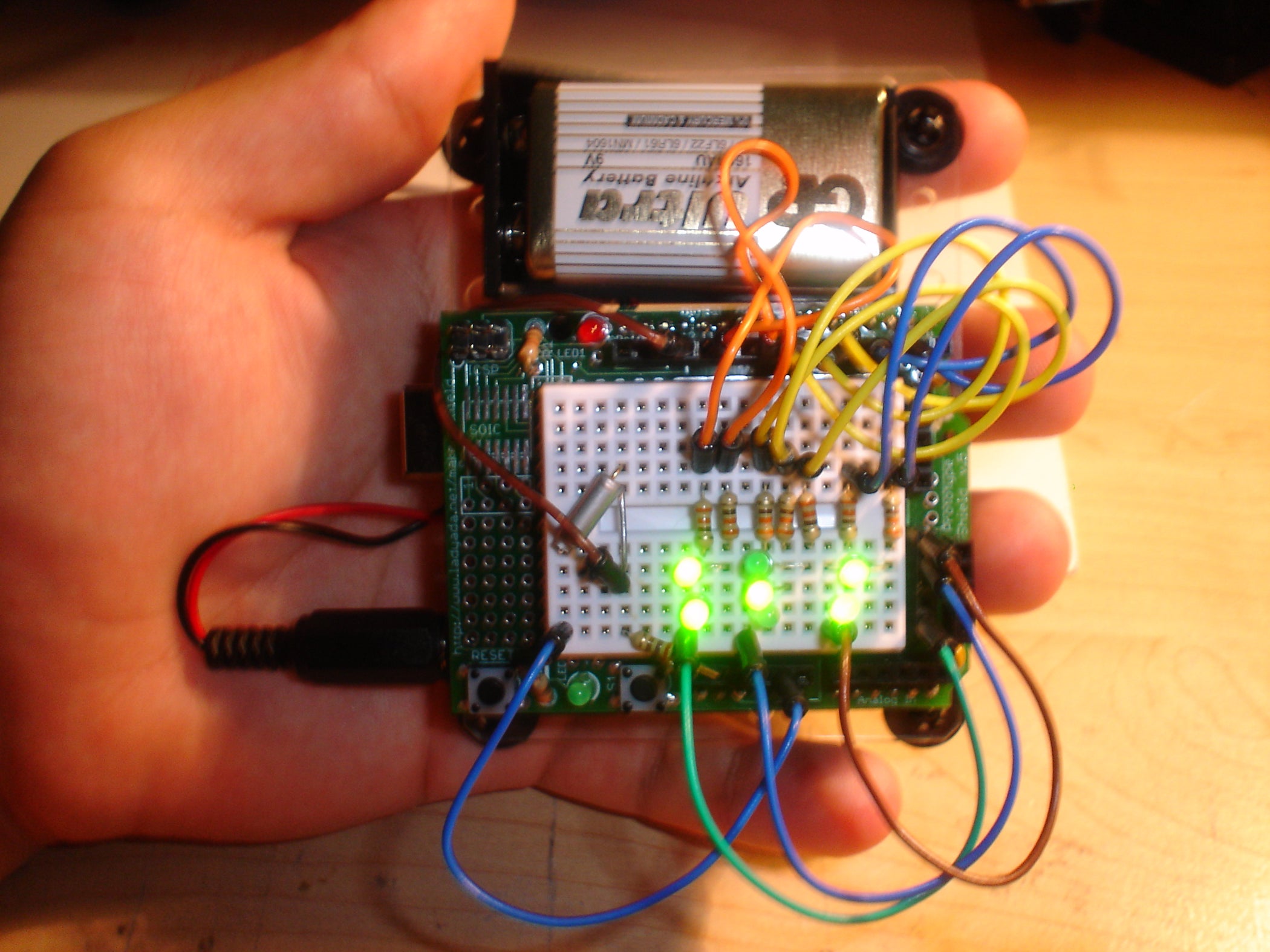 Arduino: Electronic Dice (using Random Numbers) : 6 Steps - Instructables Arduino: Electronic Dice (using Random Numbers) : 6 Steps - Instructables