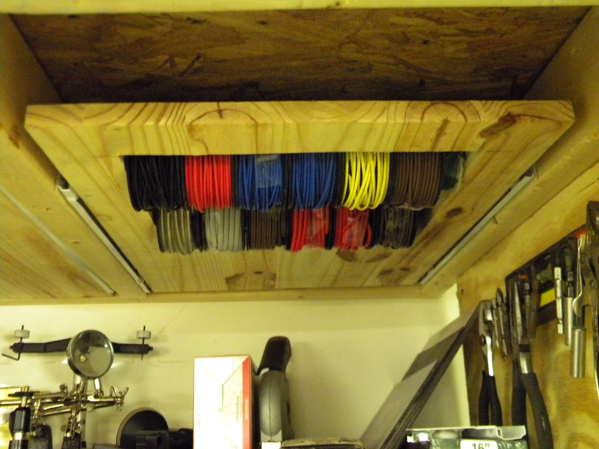 Up Out of the Way Wire Dispenser : 8 Steps (with Pictures) - Instructables