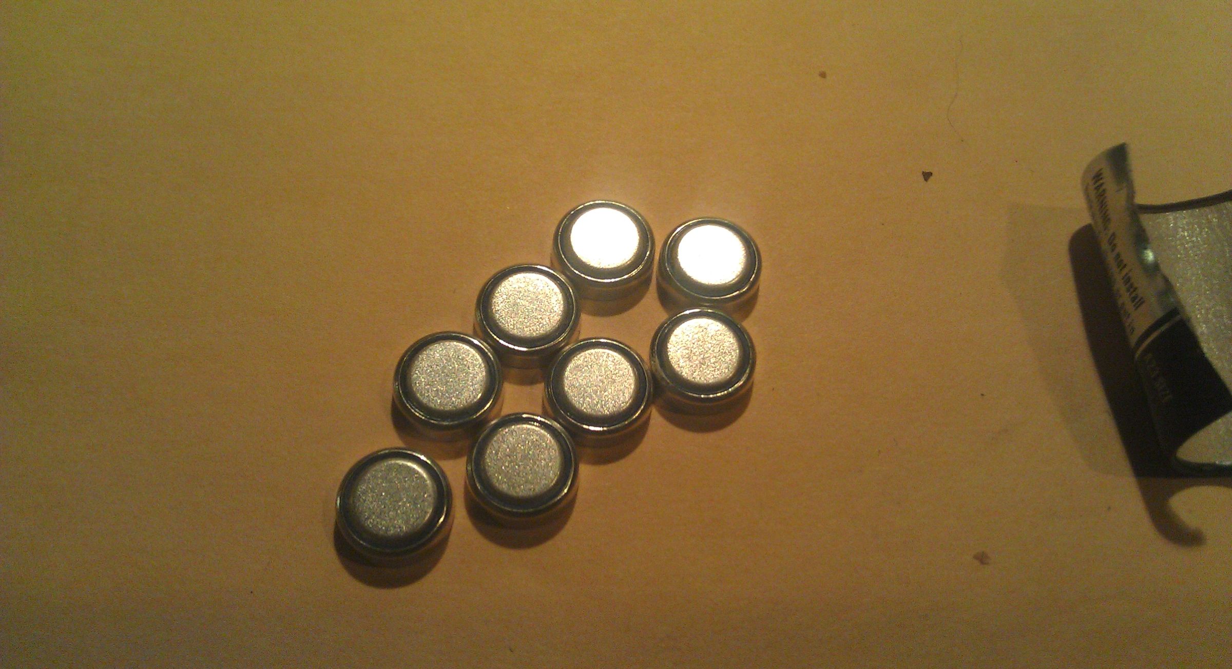 8 BUTTON CELL BATTERIES FOR THE PRICE OF 1 : 5 Steps - Instructables