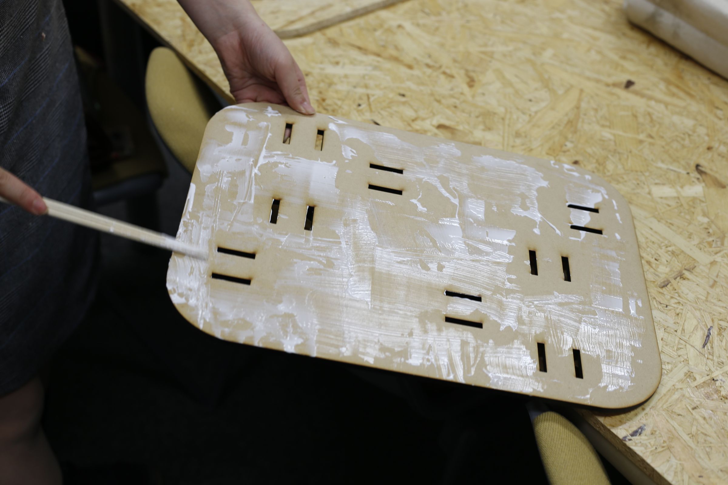 STOOL KIND OF DESK : 7 Steps (with Pictures) - Instructables