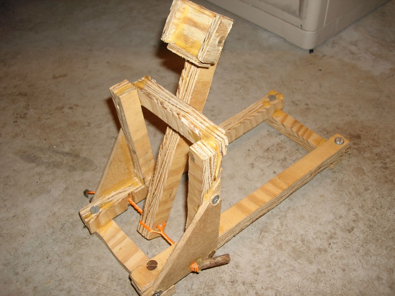 Homemade Catapult - Instructables