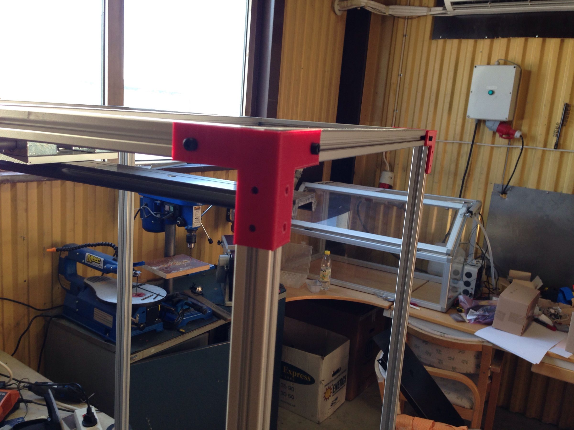 Crane Game W/ Arduino : 5 Steps (with Pictures) - Instructables