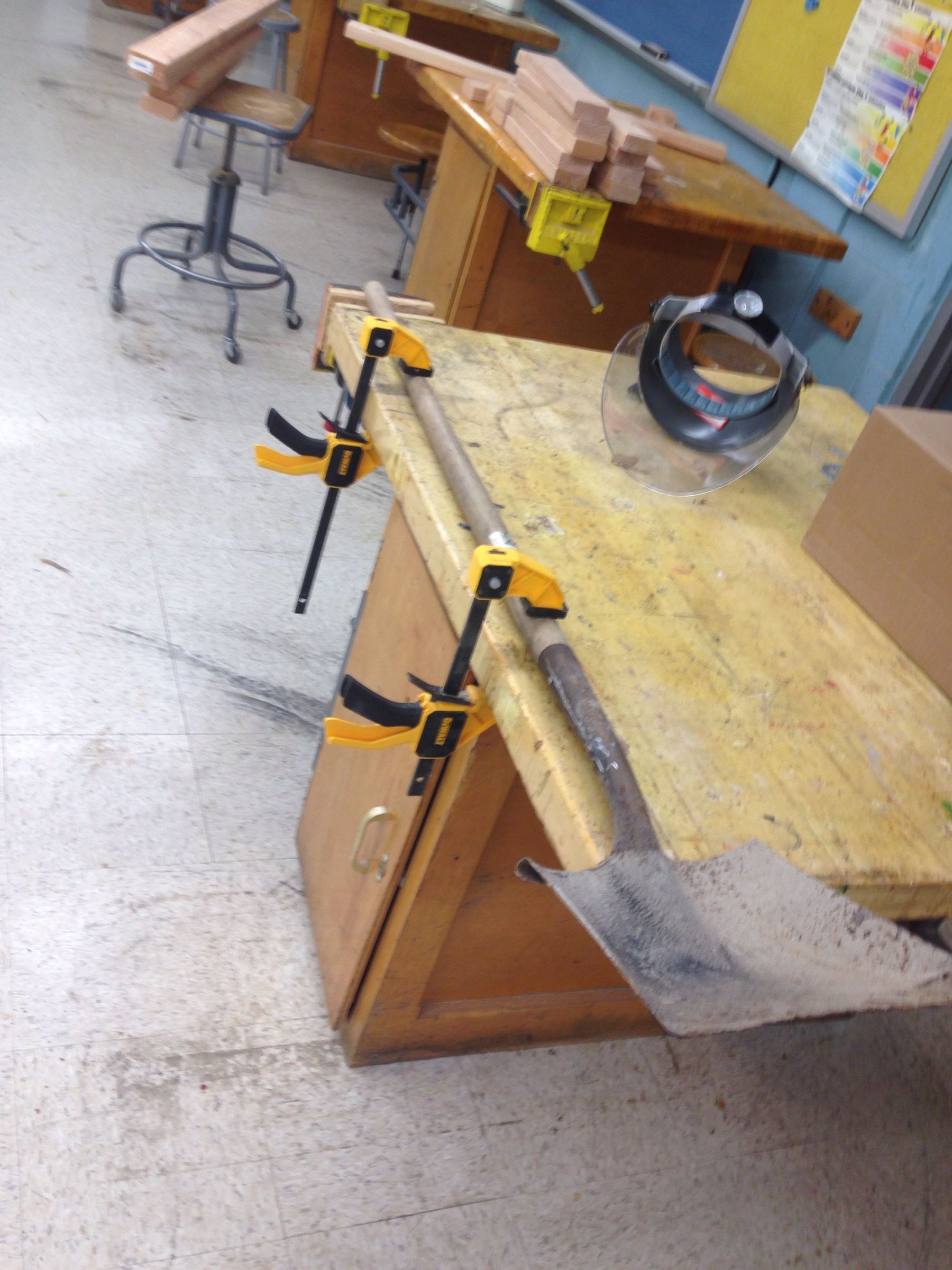 One-Stringed Shovel Guitar : 21 Steps (with Pictures) - Instructables