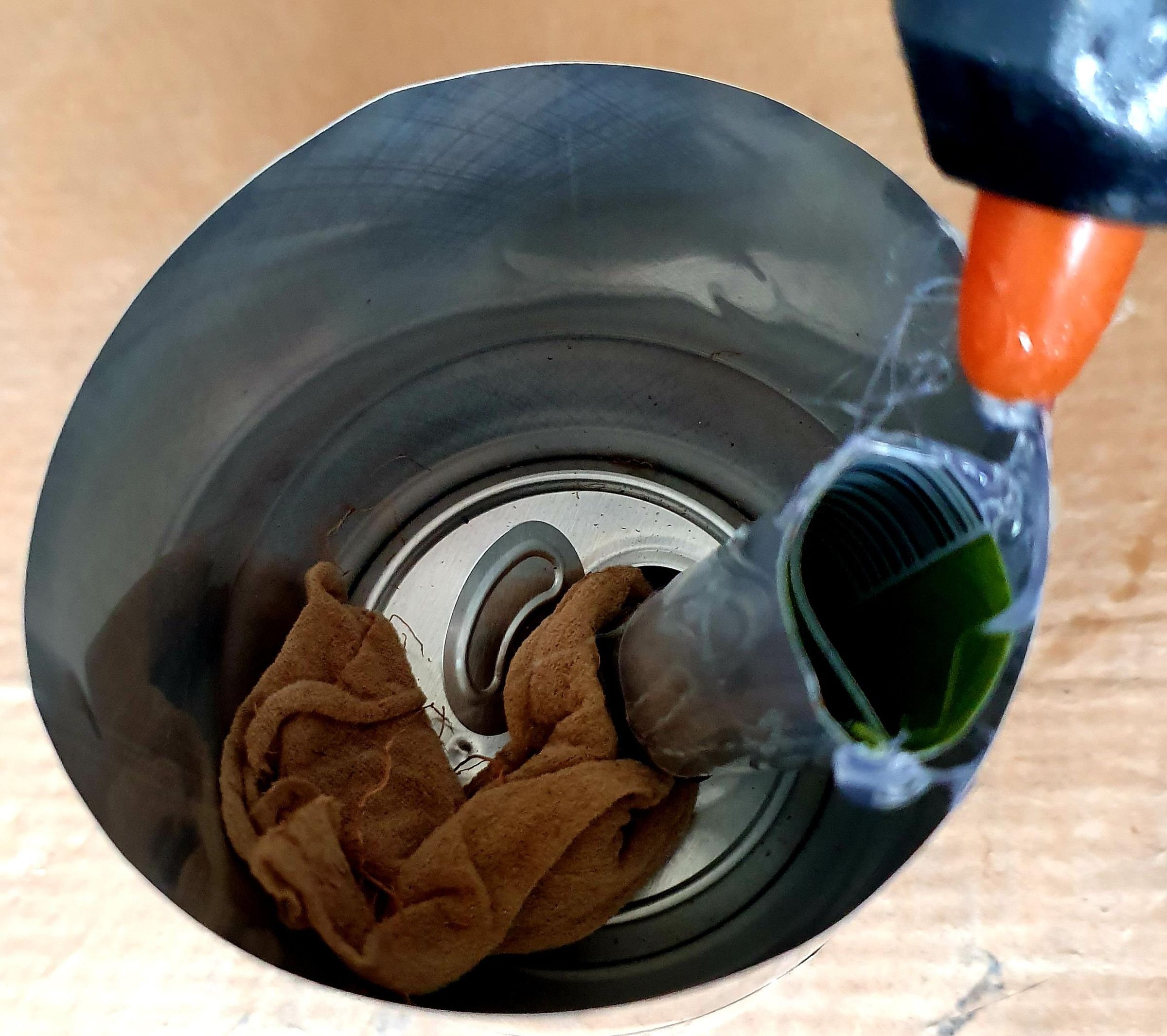 Self Watering Fridge Garden : 7 Steps - Instructables