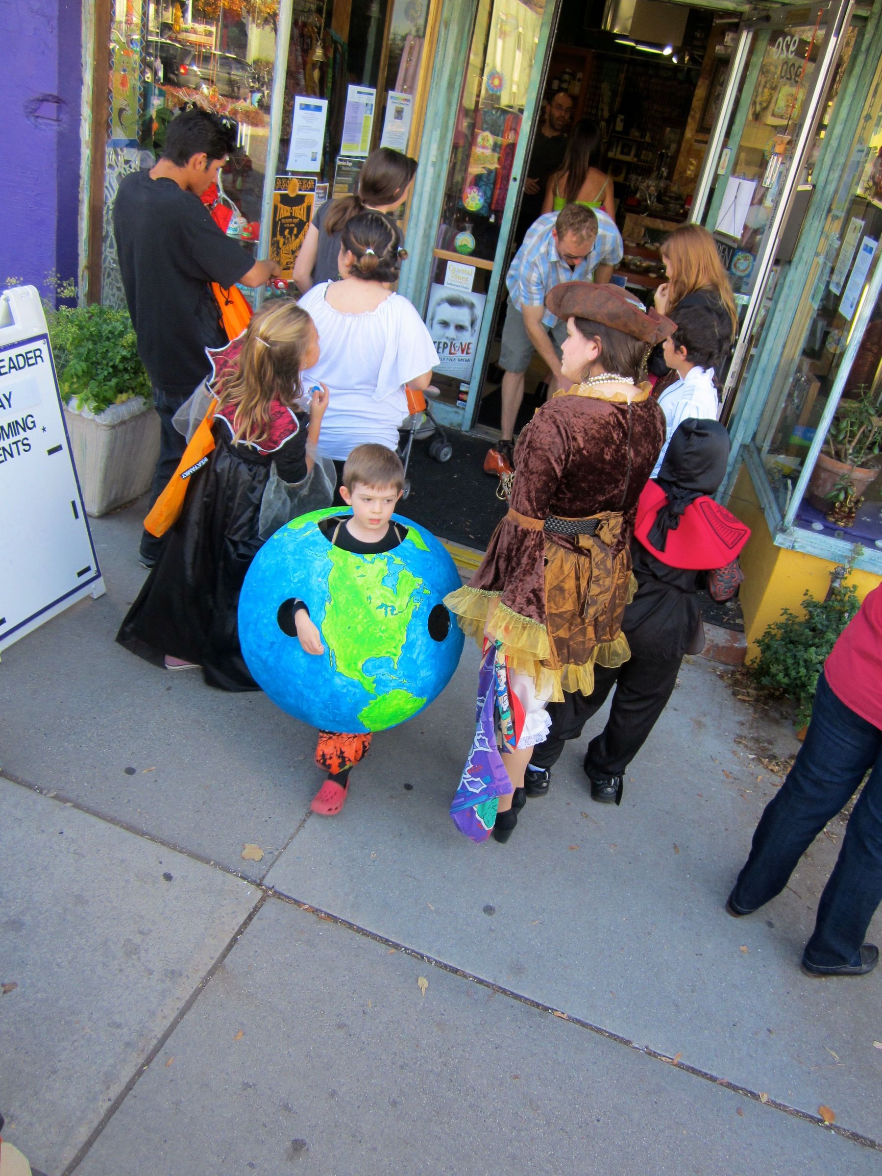 Globe Halloween Costume/Geography Lesson : 7 Steps (with Pictures ...
