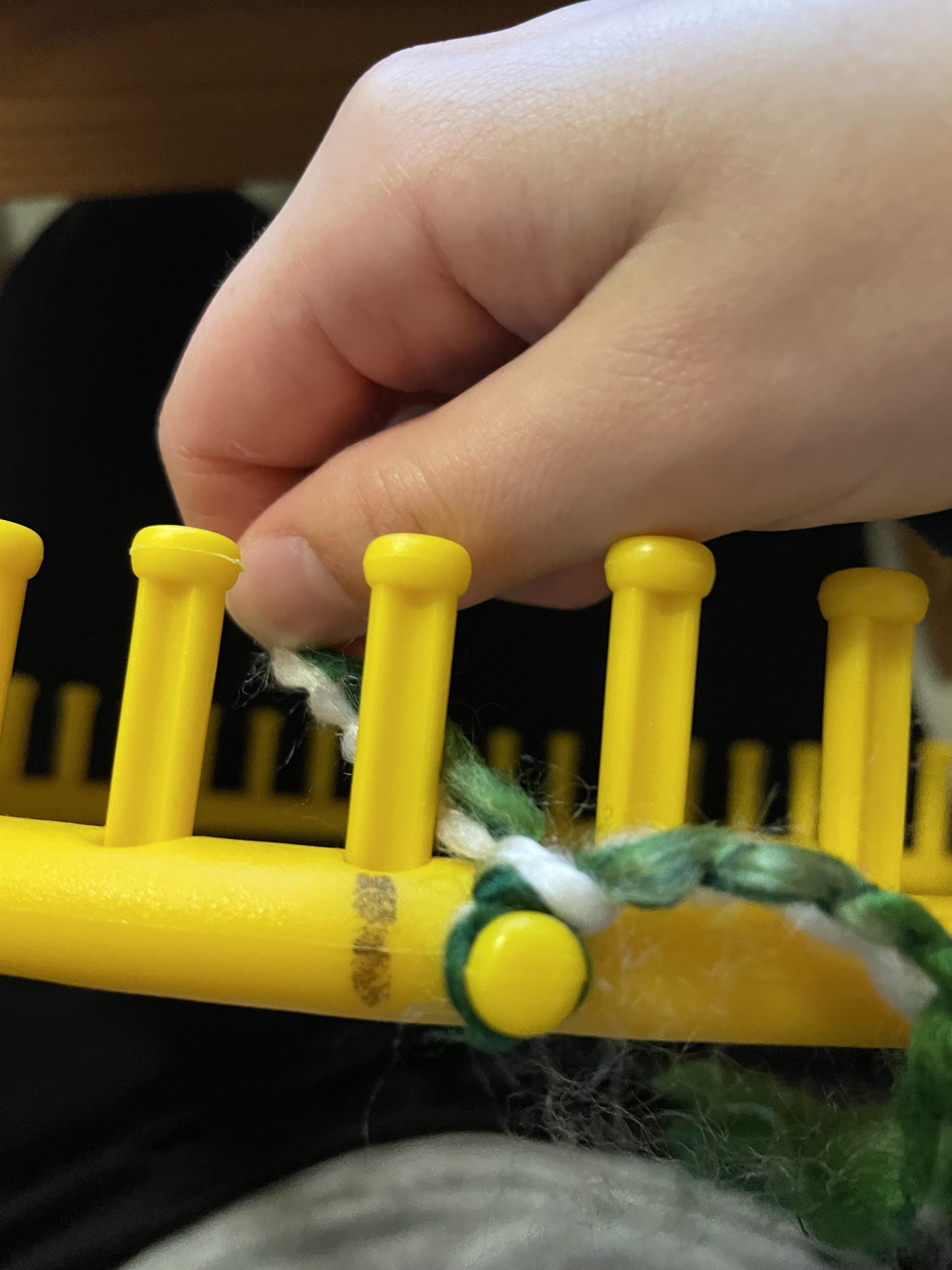 How to Make a Hat Using a Knitting Loom : 13 Steps - Instructables