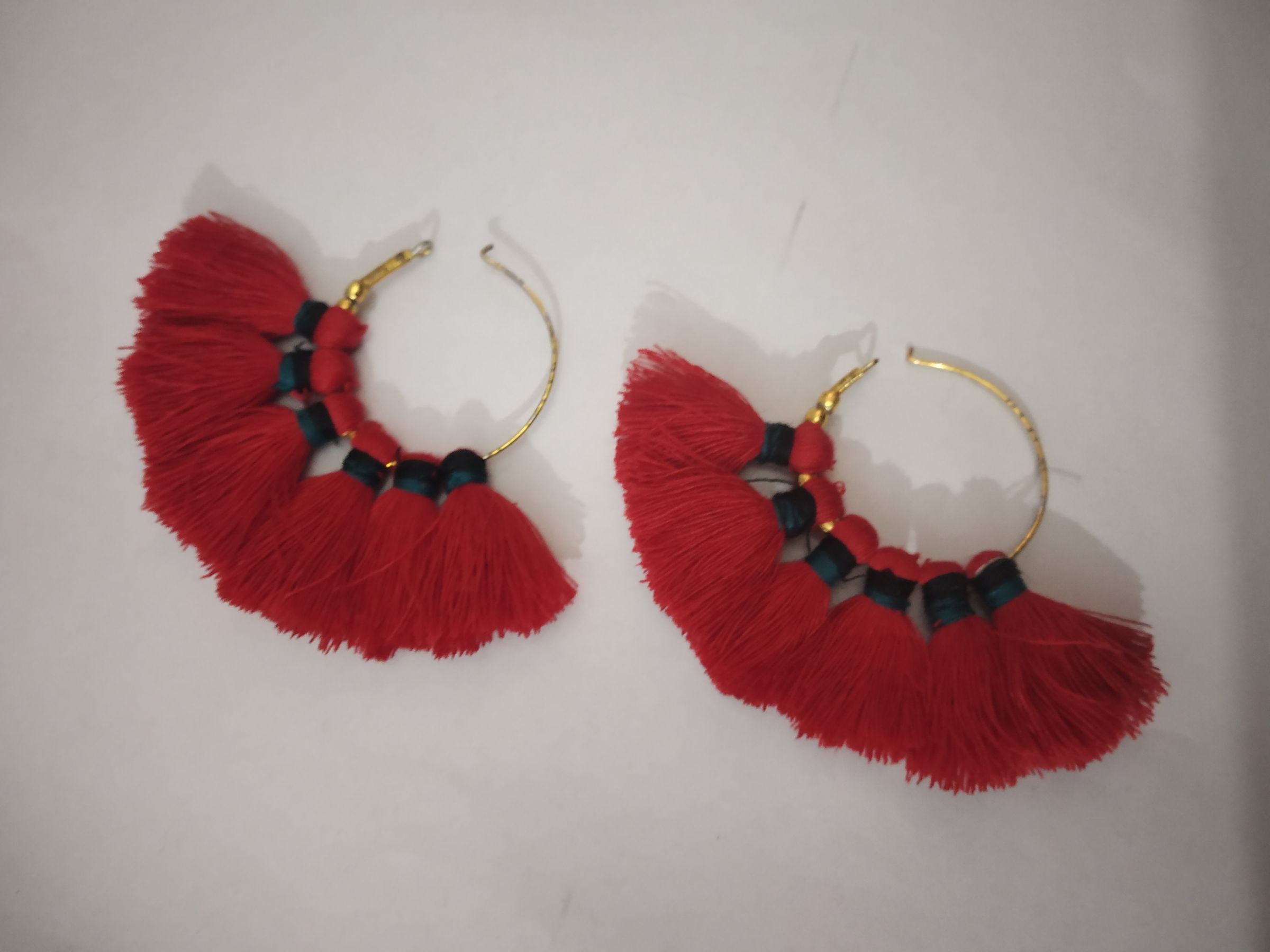 Round Tassel Earing : 5 Steps - Instructables