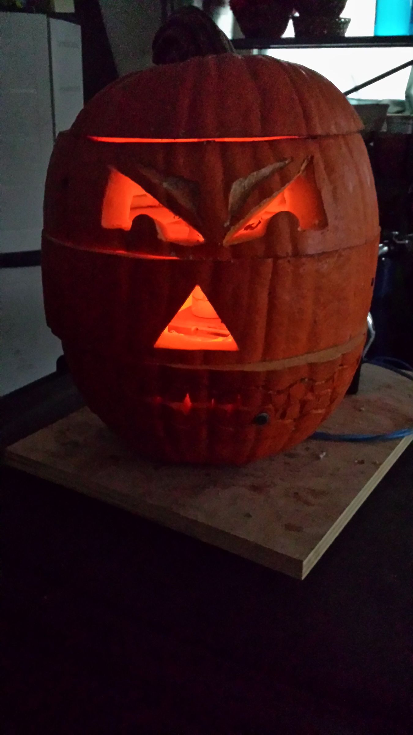 27 Faced Rotating Pumpkin : 6 Steps (with Pictures) - Instructables