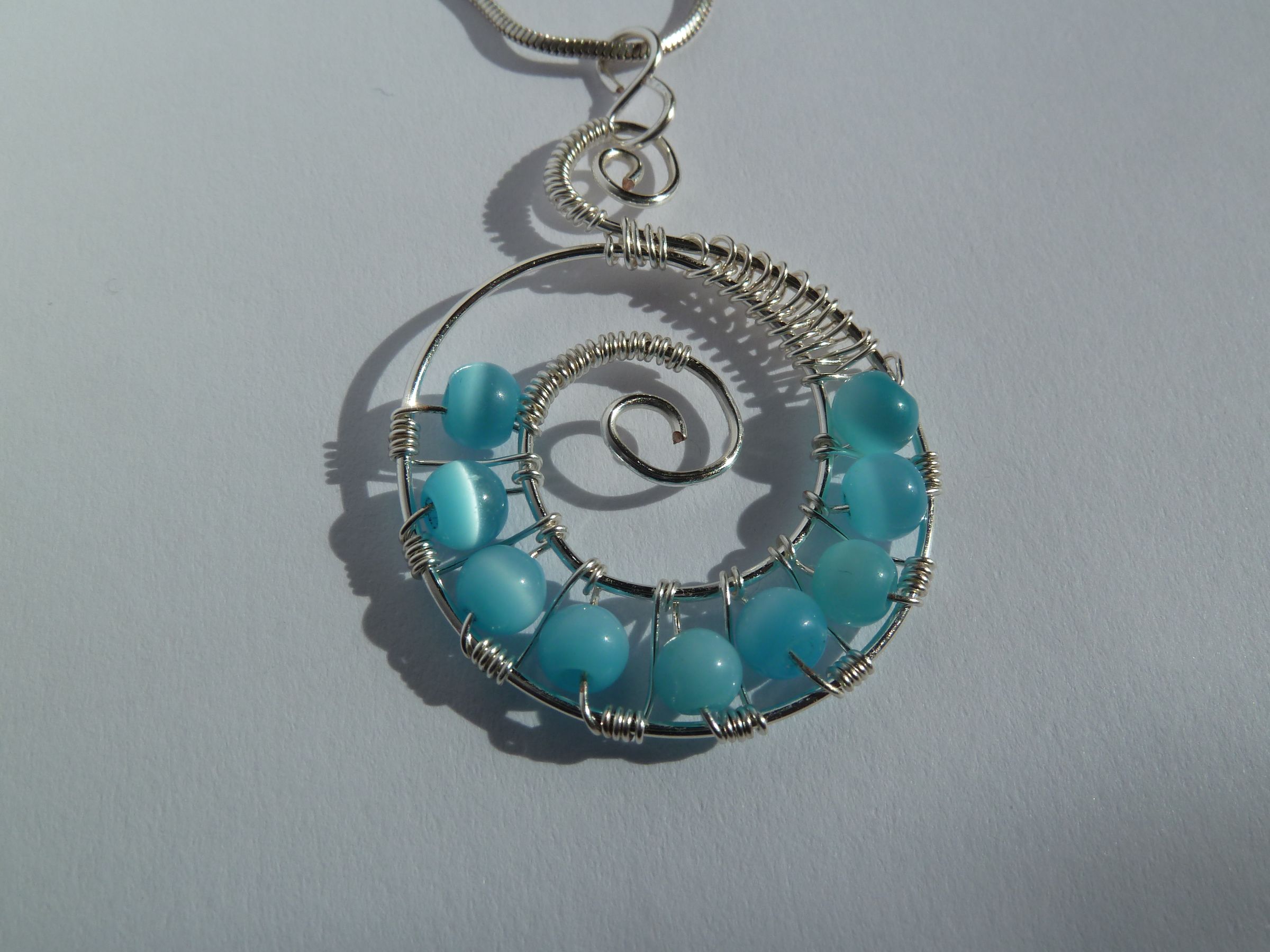 Swirled Wire Beaded Pendant : 18 Steps (with Pictures) - Instructables
