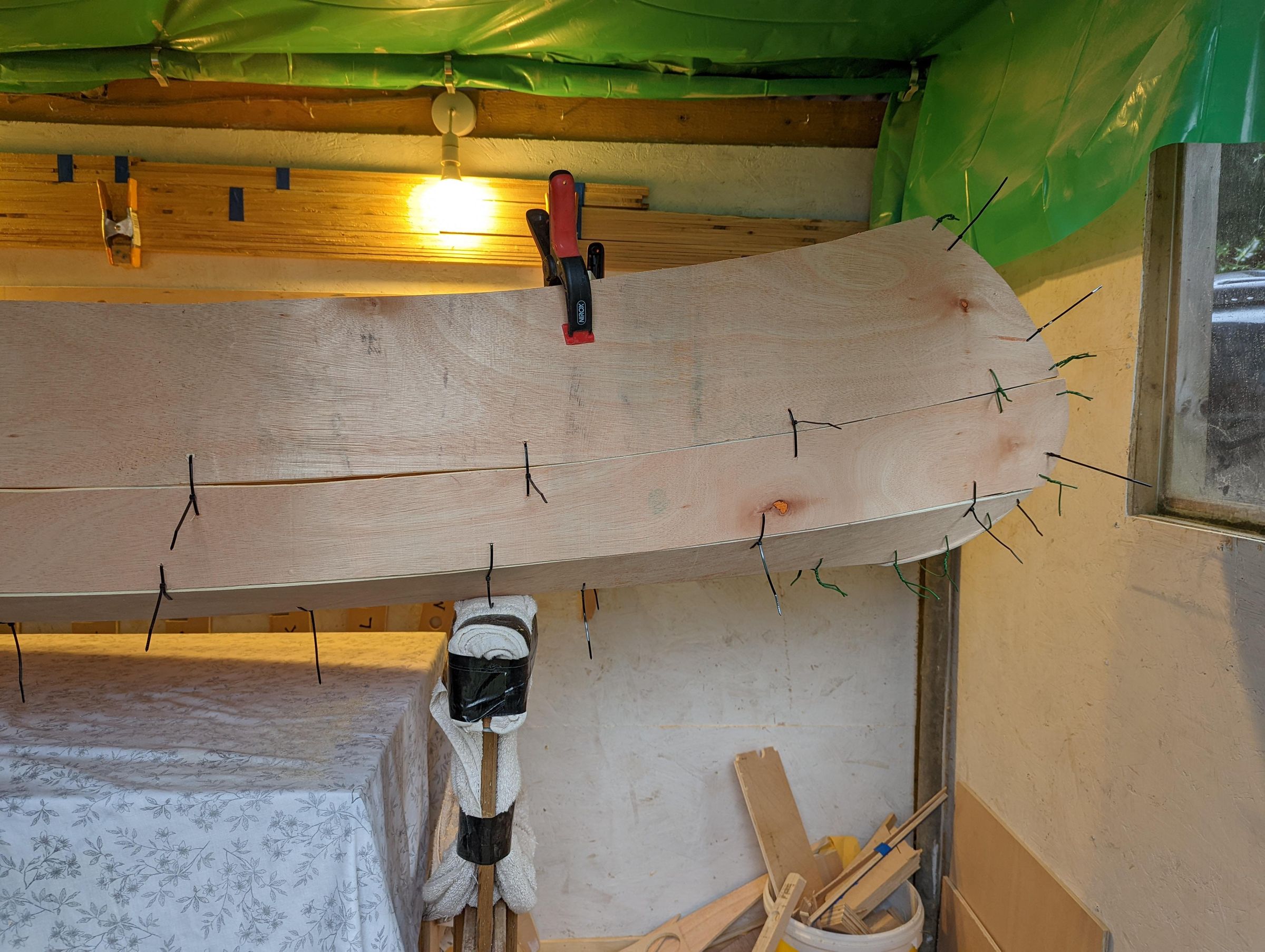 Stitch and Glue Canoe With Cedar Strip Top : 10 Steps (with Pictures ...