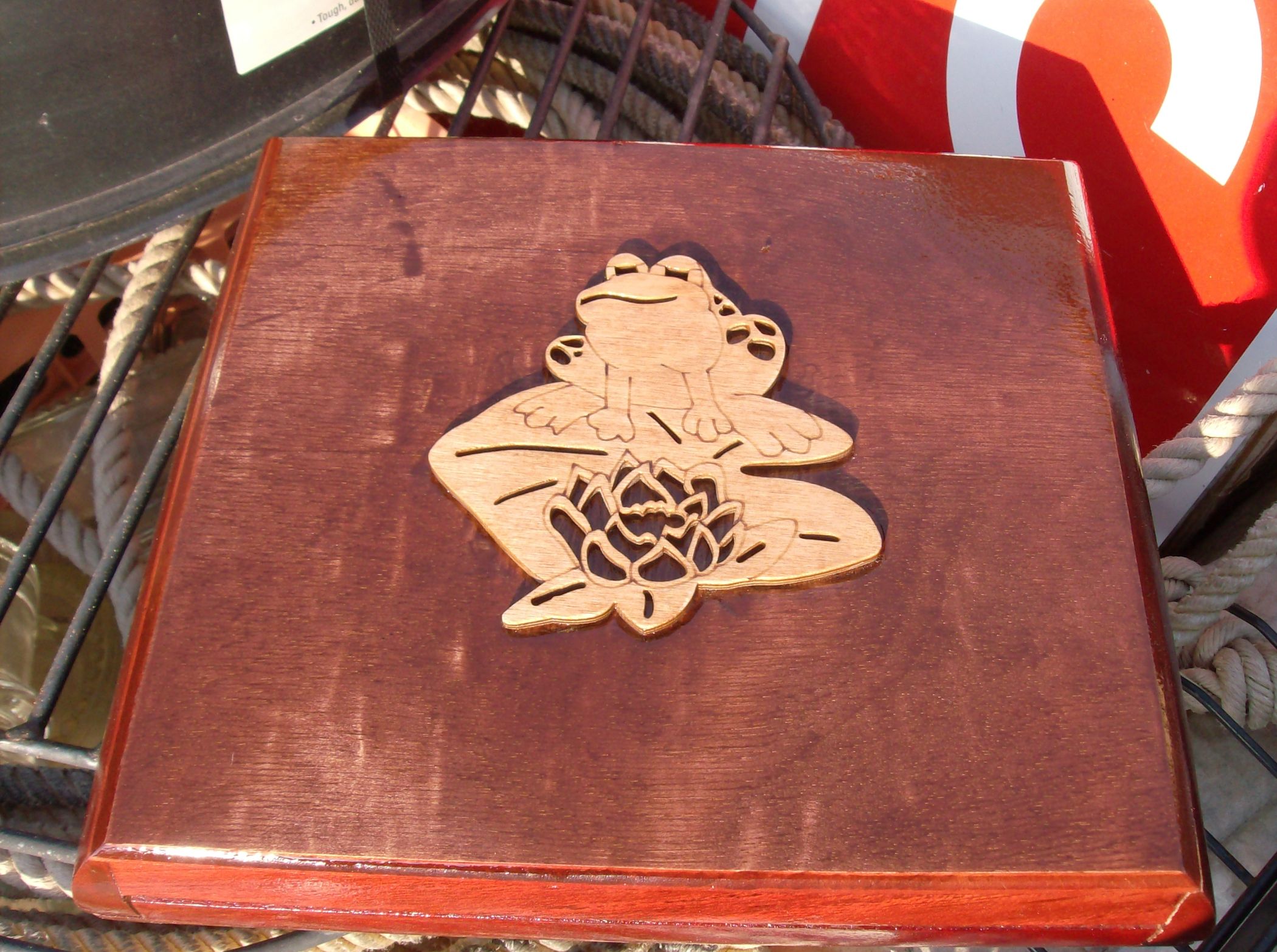 Frog Thumper Cigar Box Guitar - Instructables