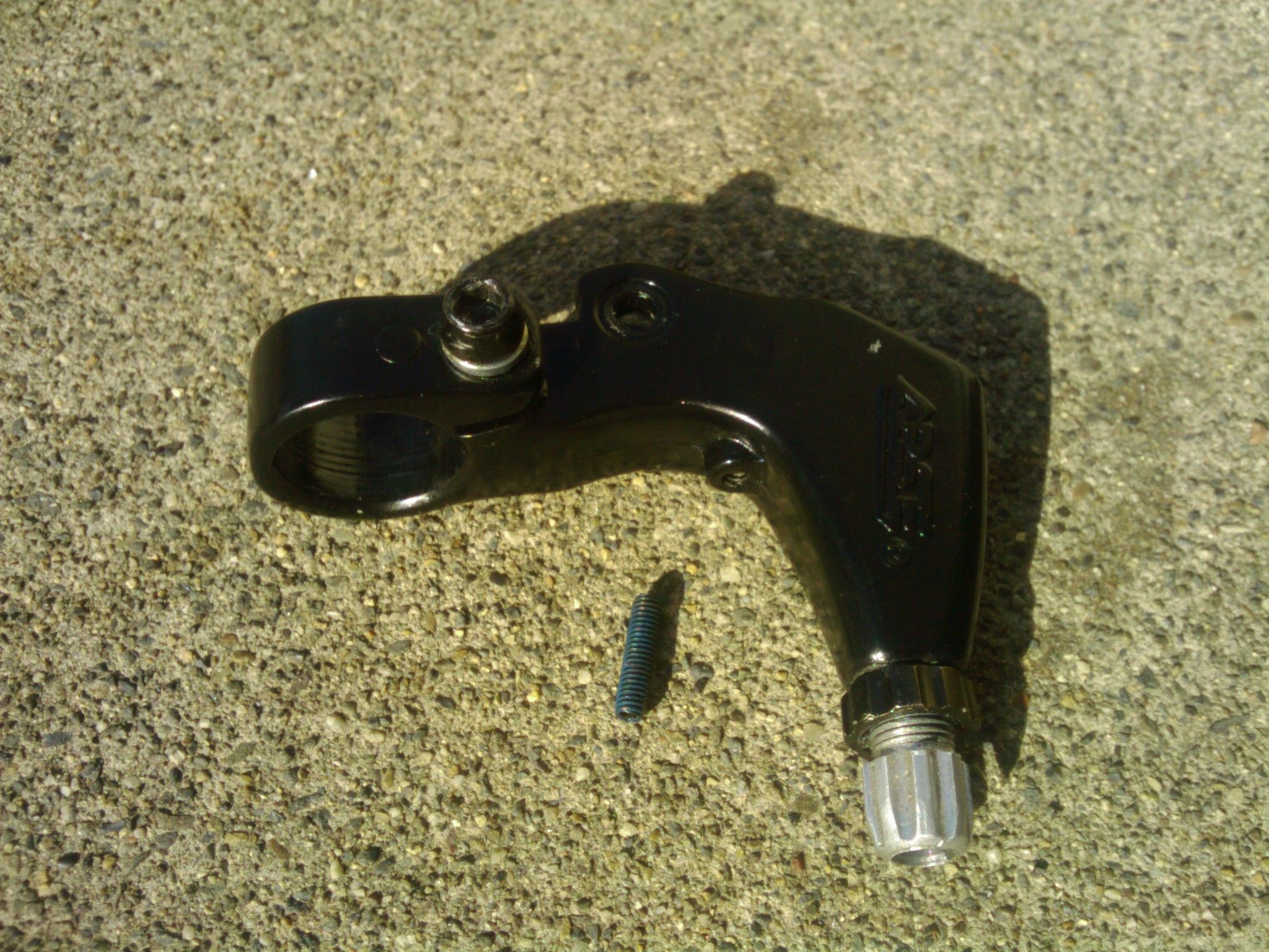 Add a Brake Light Switch to a Bicycle Brake Lever : 6 Steps (with ...