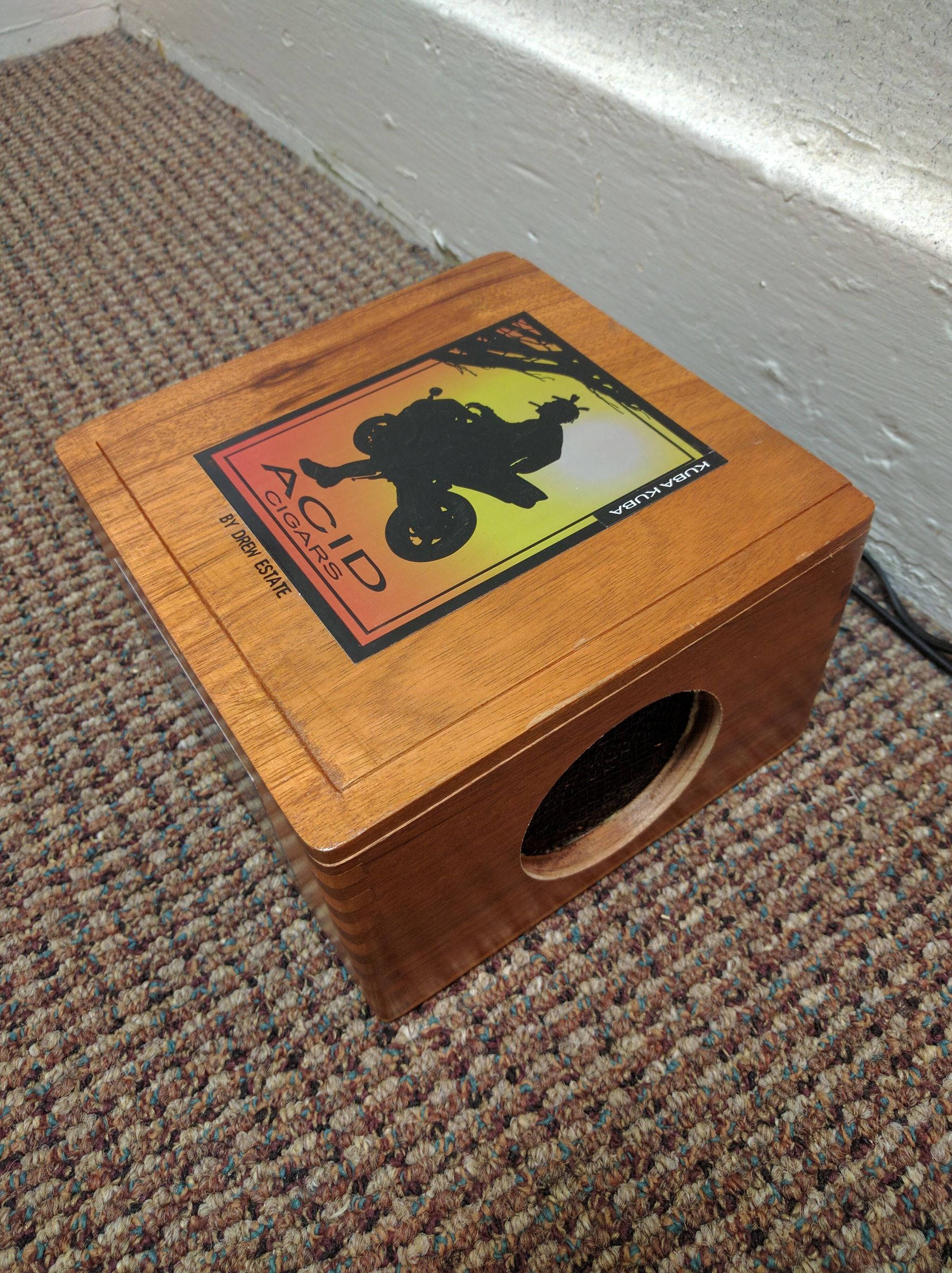 Smokin' Speakers: Cigar Box Speakers : 10 Steps (with Pictures ...