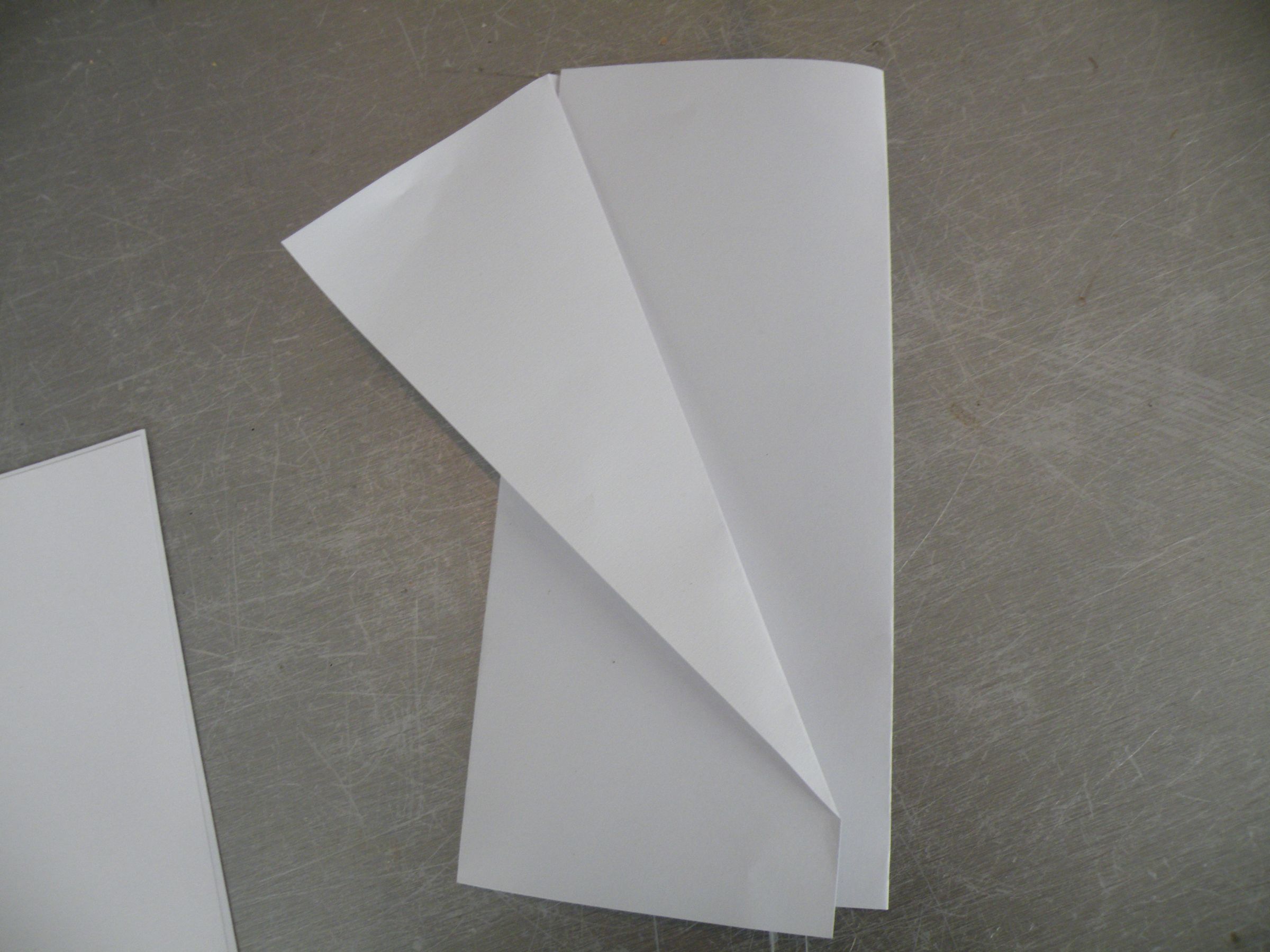 Emergency 5 Fold Origami Yoda : 4 Steps - Instructables