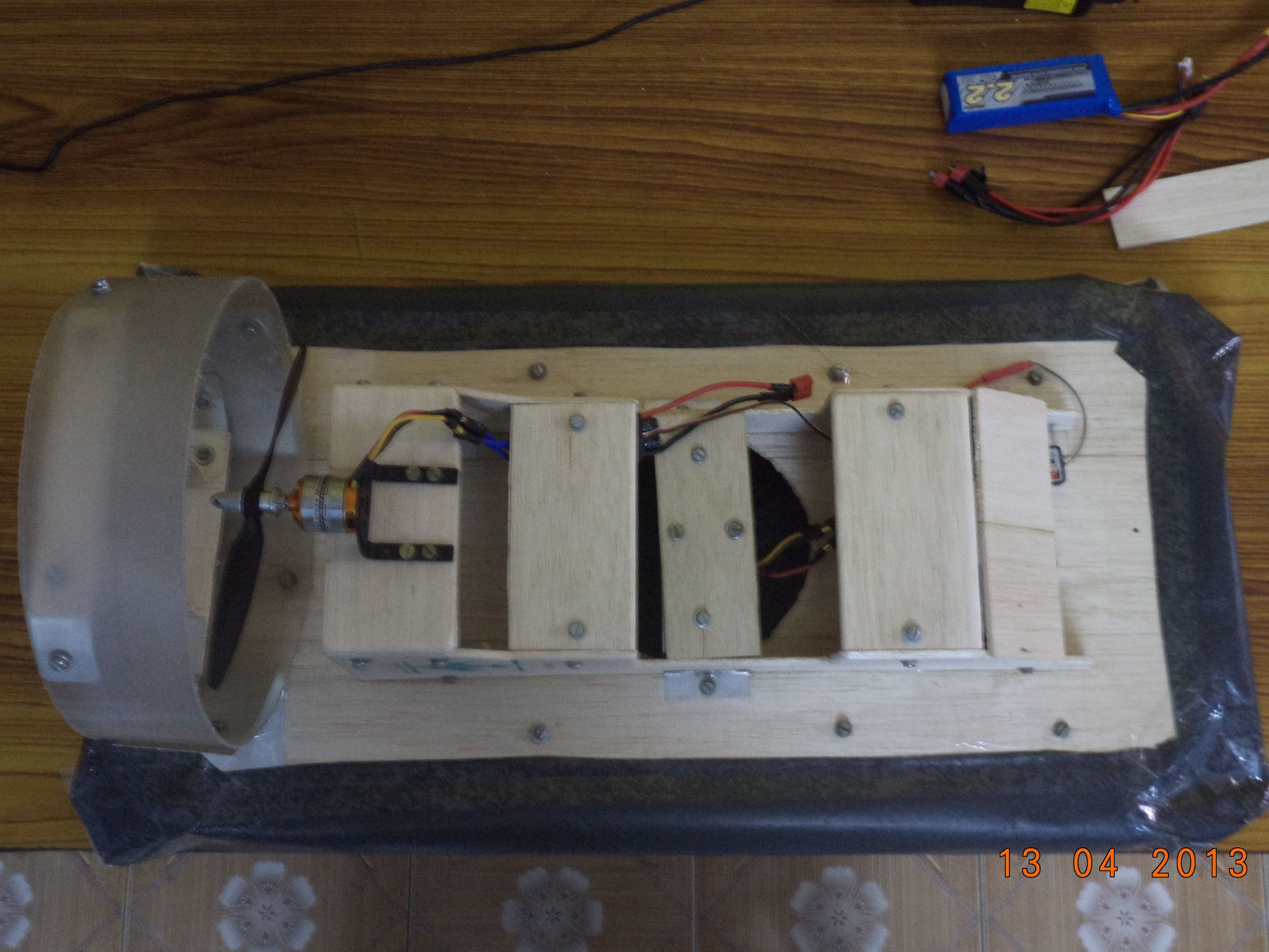 Powerful RC Hovercraft : 8 Steps - Instructables