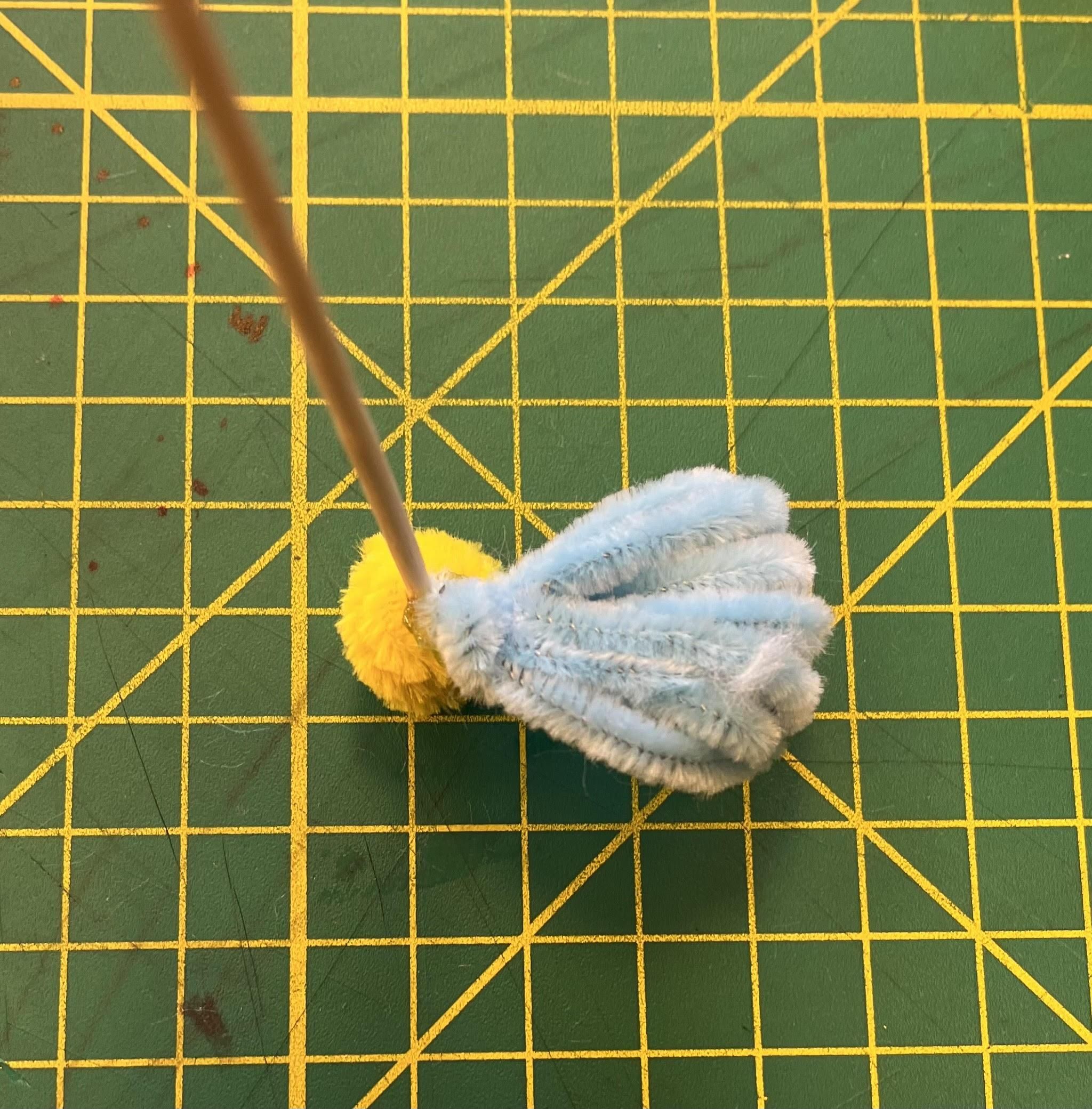 How to Make a Pipe Cleaner Flower : 11 Steps - Instructables