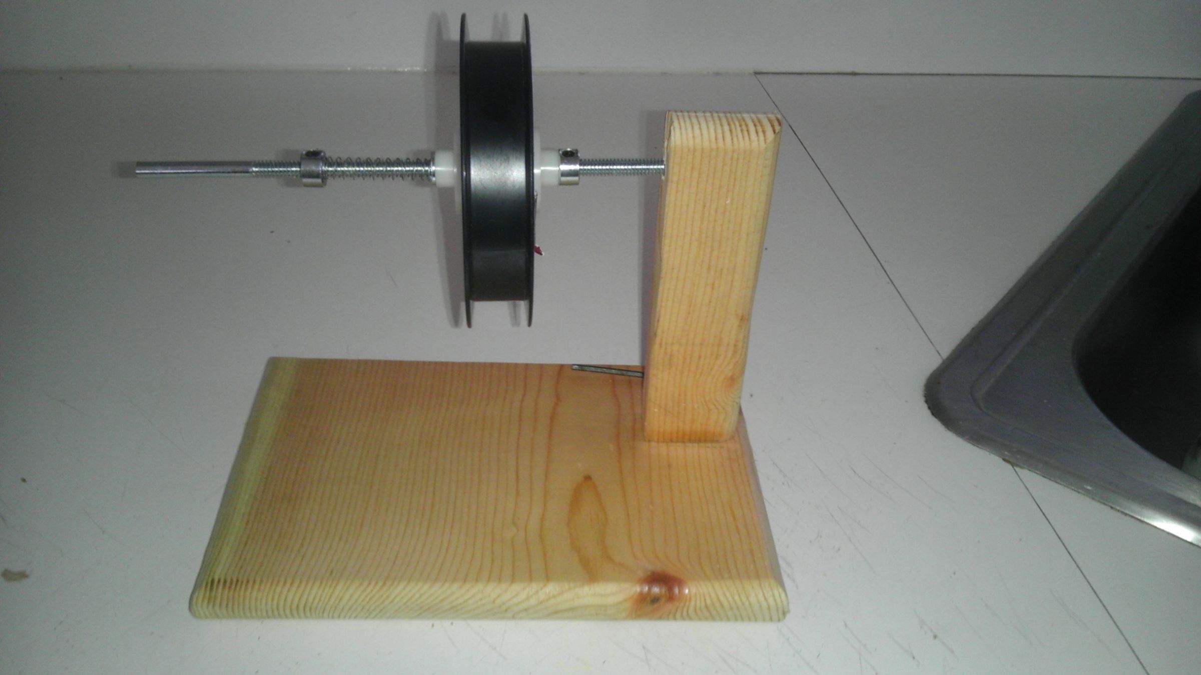 Cheap Universal Fishing Line Winder : 3 Steps (with Pictures ...