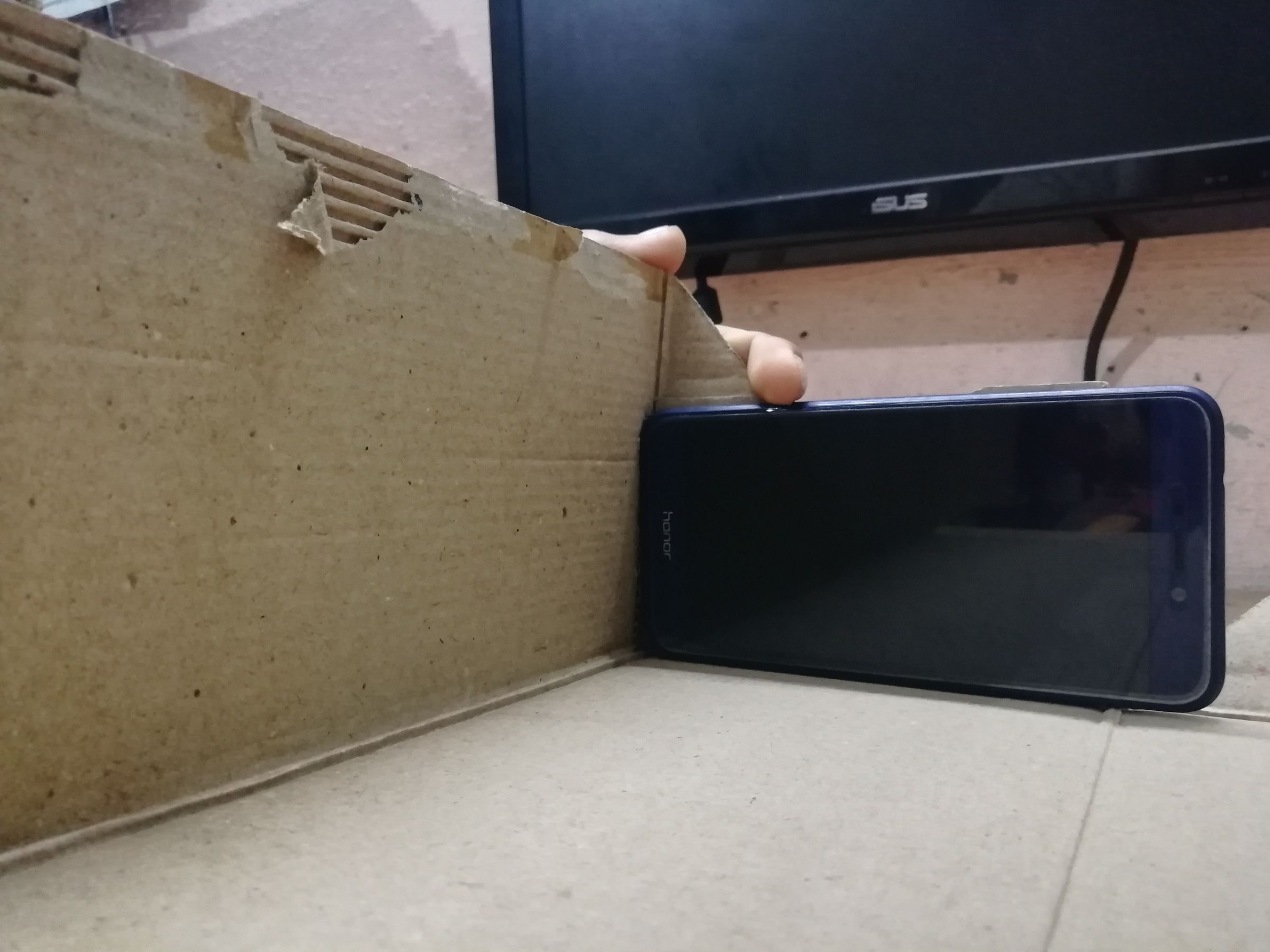 DIY PROJECTOR UNDER 1$ : 4 Steps - Instructables