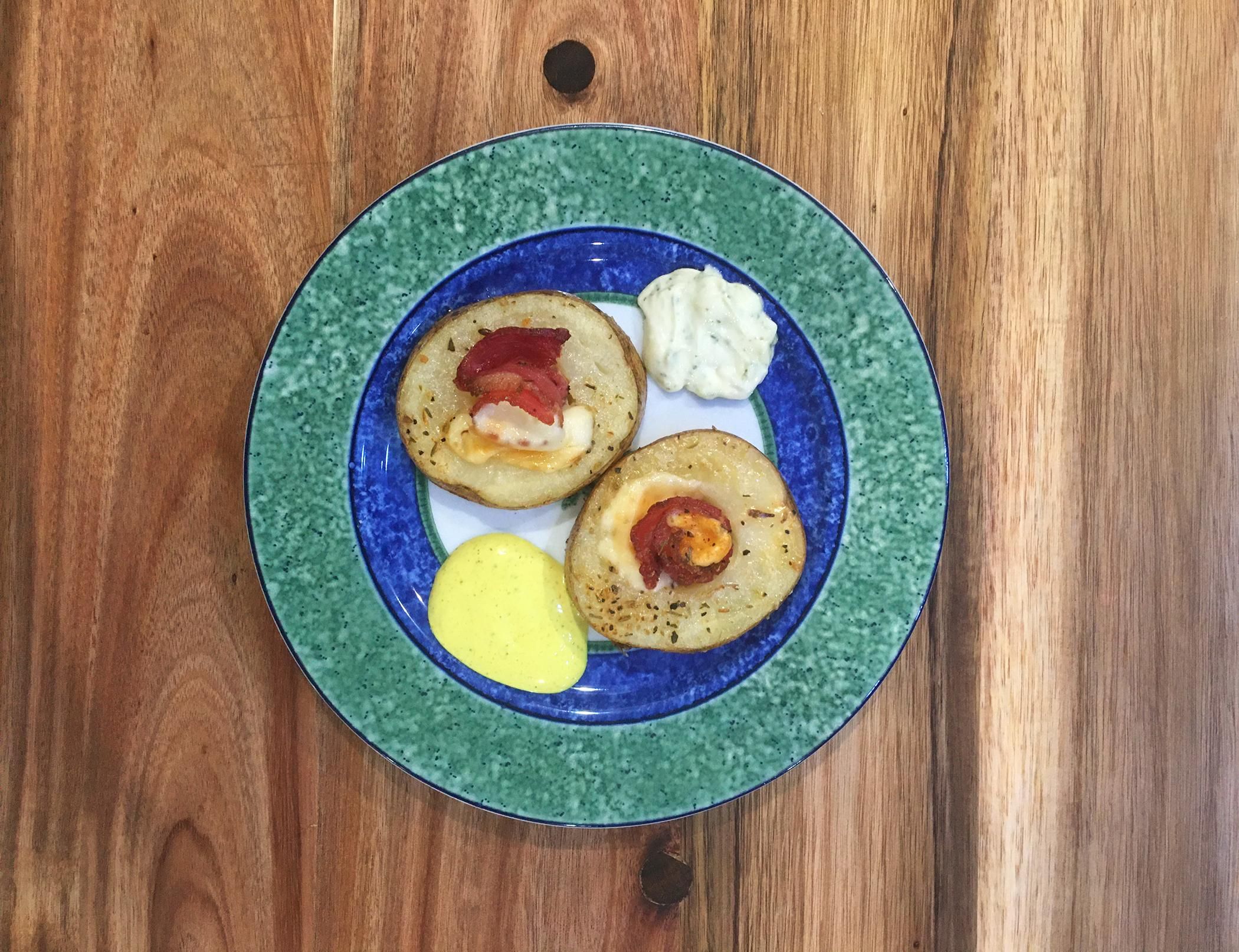 BAKED POTATO "WHEELS" WITH BACON-WRAPPED MOZZARELLA "HUB CAPS" : 10 ...