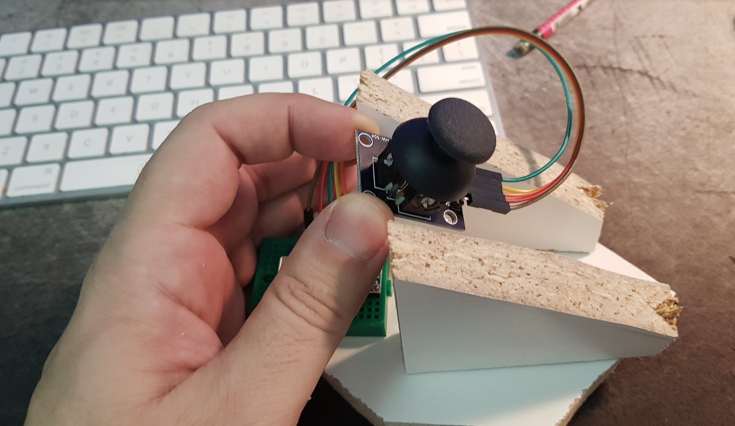 USB Keyboard Joystick : 5 Steps - Instructables