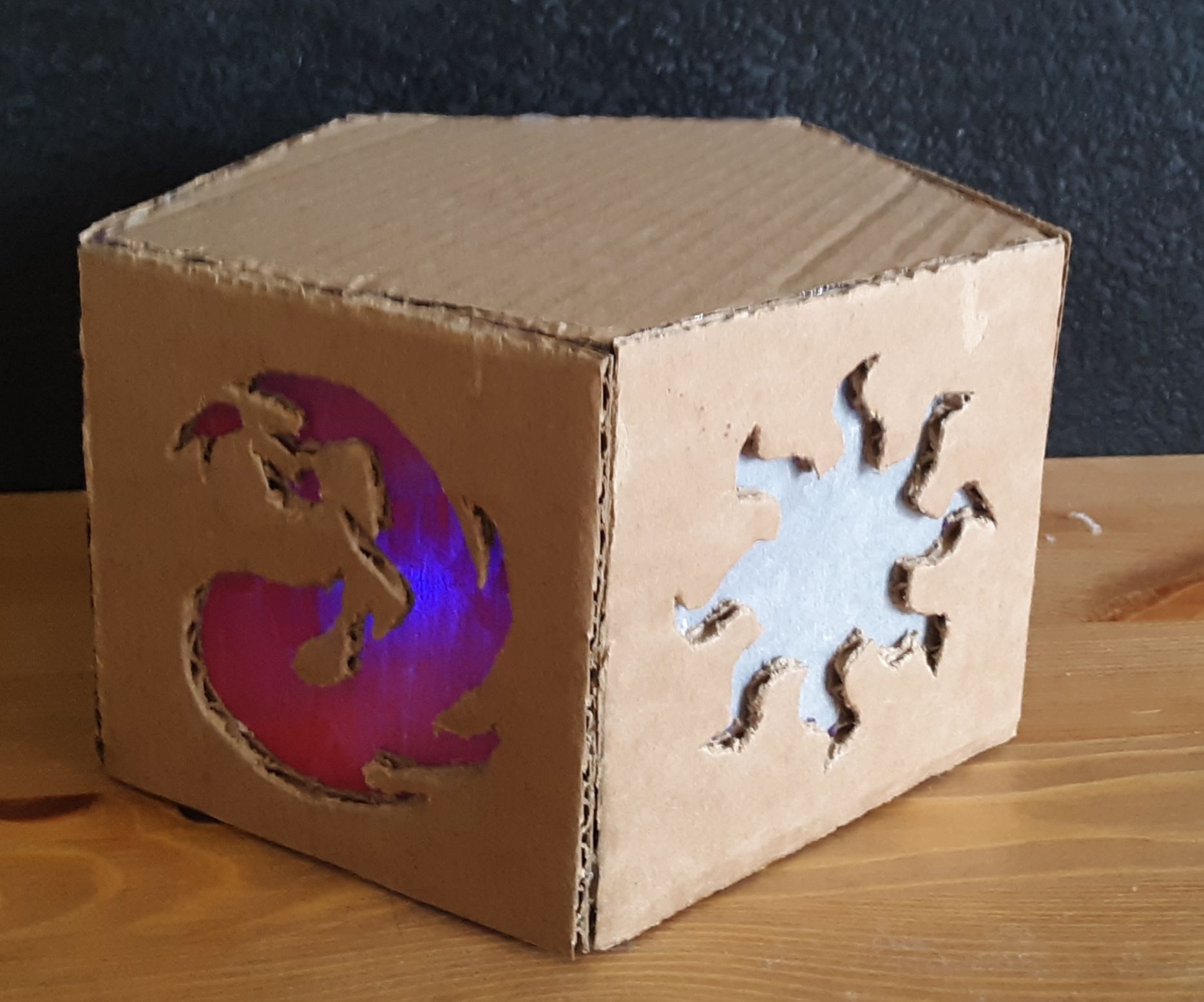 Magic: the Gathering Mana Lamp : 4 Steps - Instructables