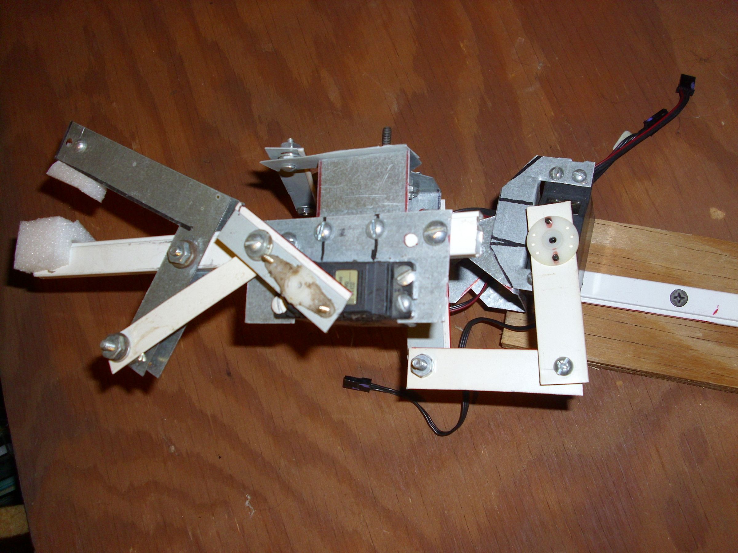 Bend Metal to Construct Servo & Motor Brackets, for Robotics : 4 Steps ...