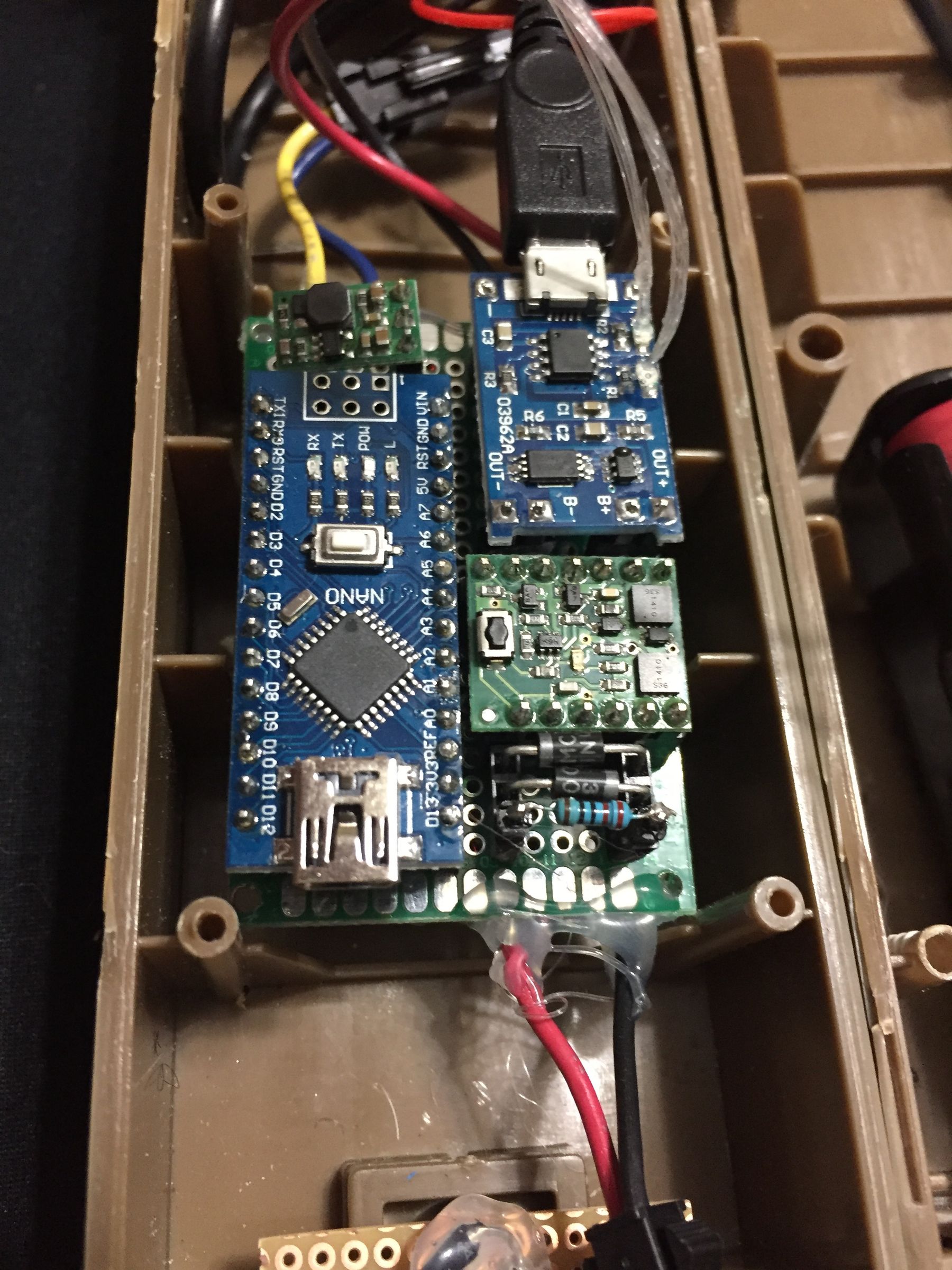 Small Footprint Arduino Nano With USB Charging Circuit (Li Ion or LIPO ...