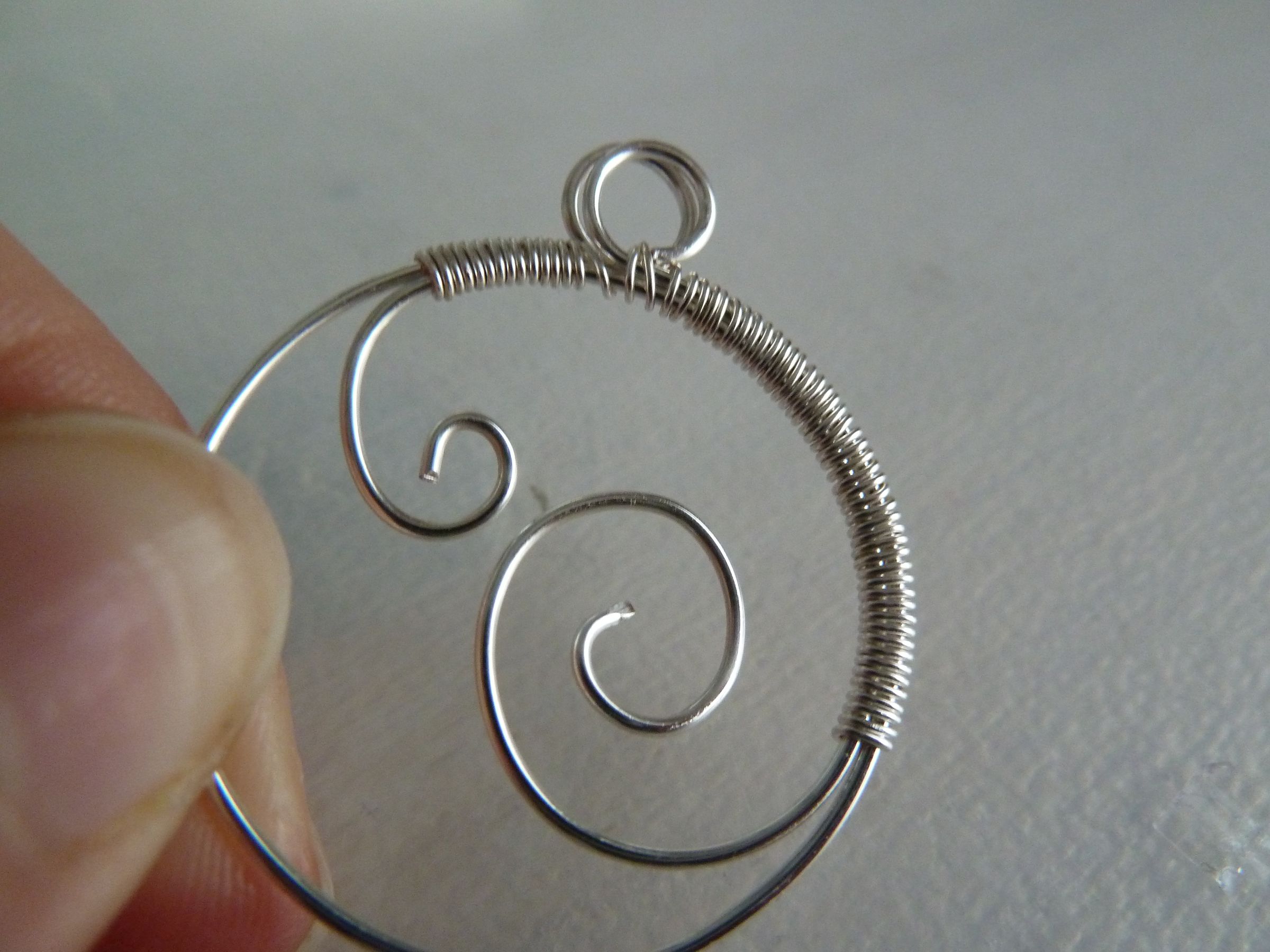 Triple Swirl Wirework Pendant : 17 Steps (with Pictures) - Instructables