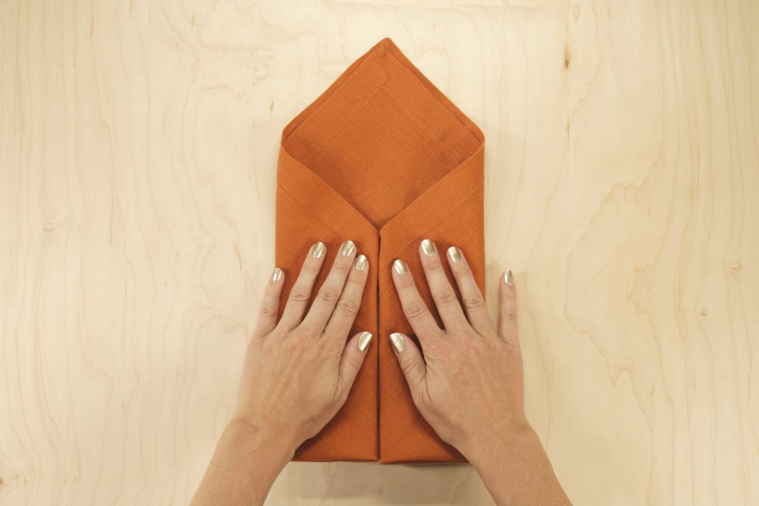 Envelope Napkin Fold : 10 Steps (with Pictures) - Instructables