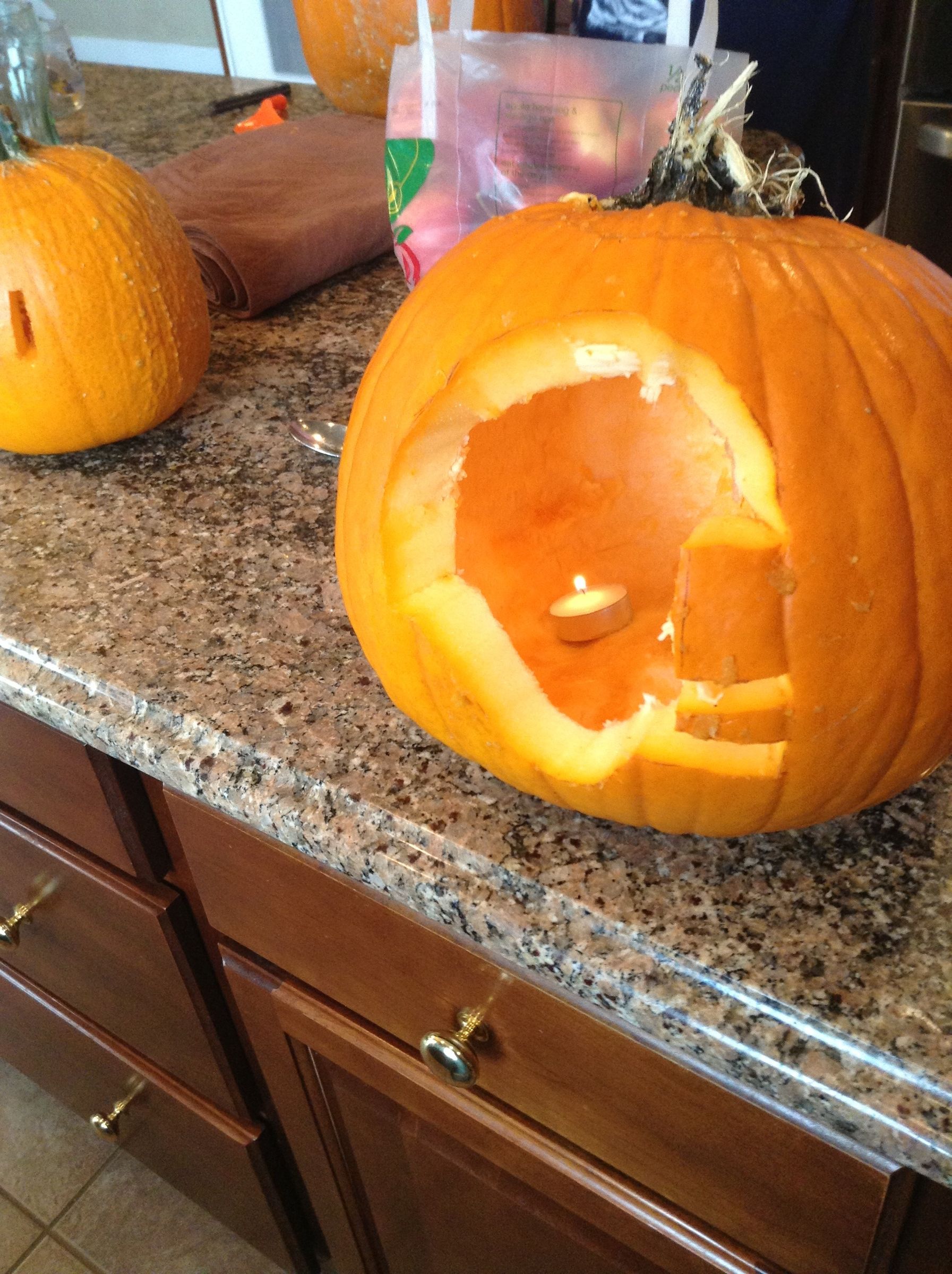 How to Make a Football Team Spirt Pumpkin Carving : 7 Steps - Instructables