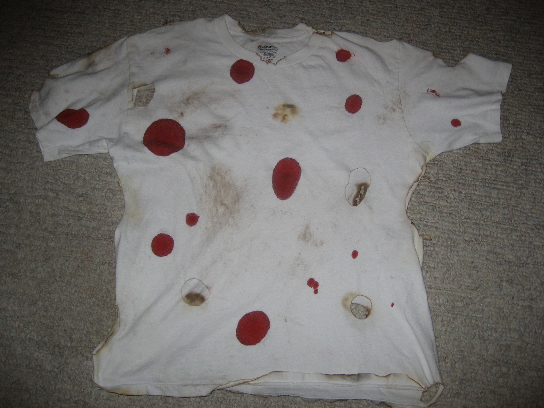 Zombie Shirt (T Shirt Hacks Contest) : 3 Steps - Instructables