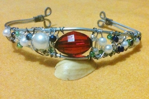 Wire Wrapped Bangle : 4 Steps (with Pictures) - Instructables