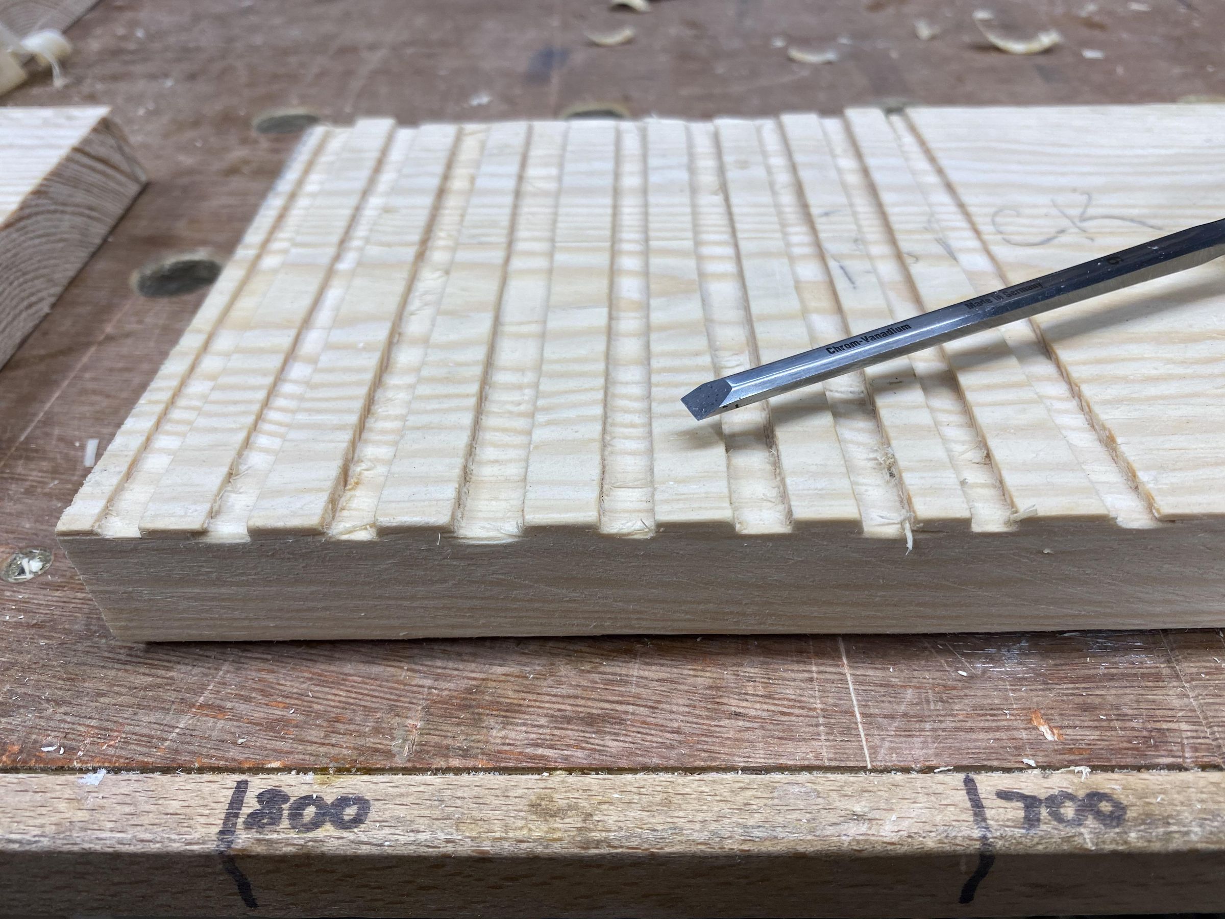 Single Plank Bat Box : 8 Steps (with Pictures) - Instructables