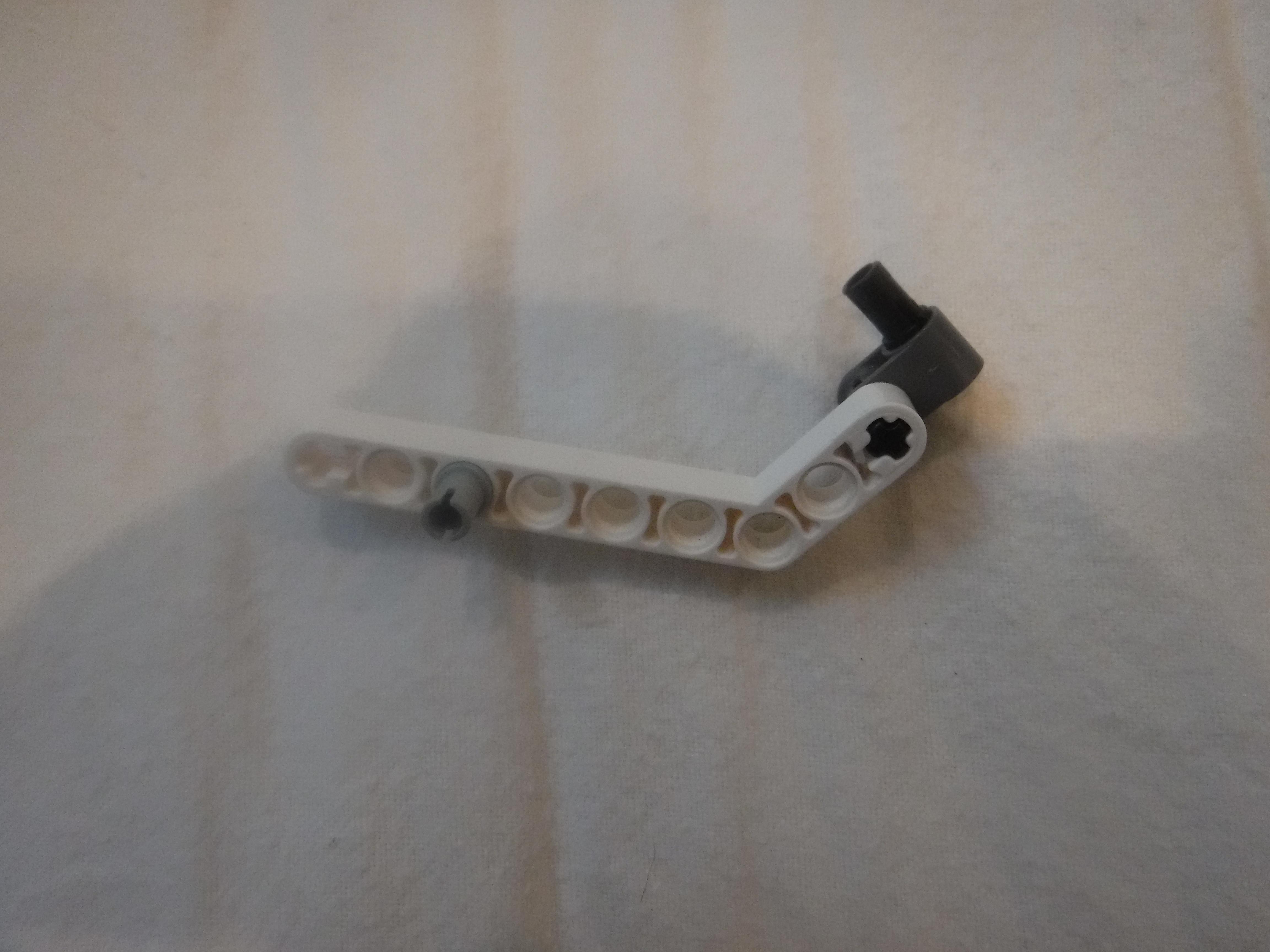 Lego Claw : 5 Steps - Instructables