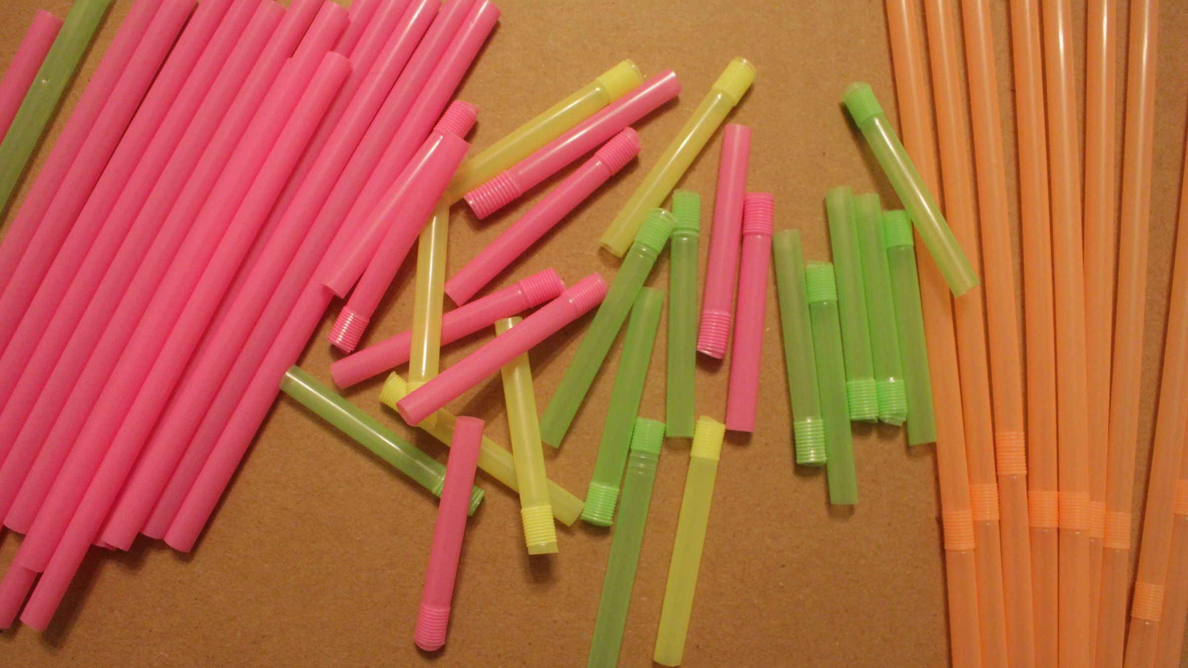 Plastic Straw Cardboard Art : 4 Steps - Instructables