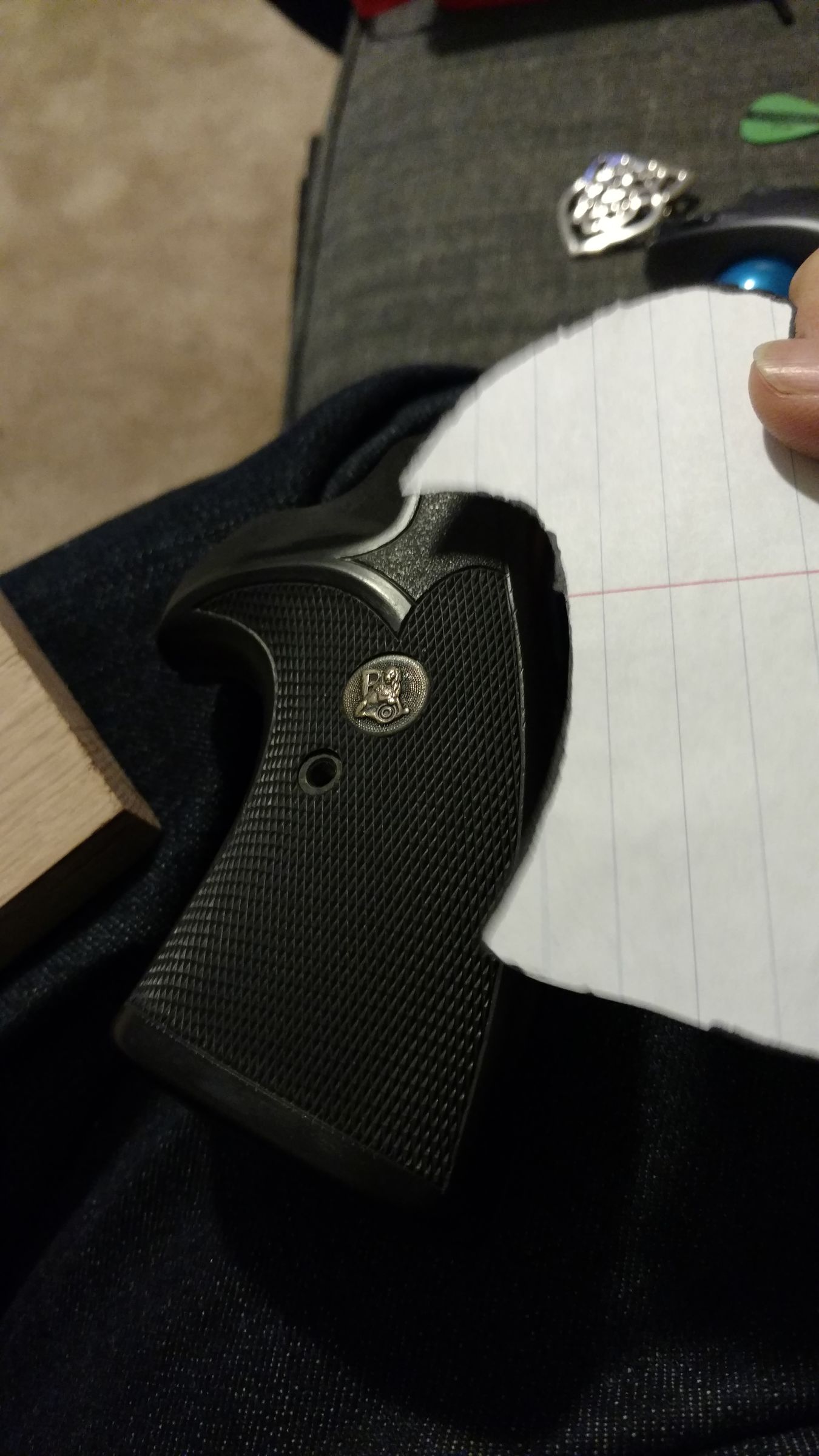 Custom Hand Grips for Revolver : 12 Steps - Instructables
