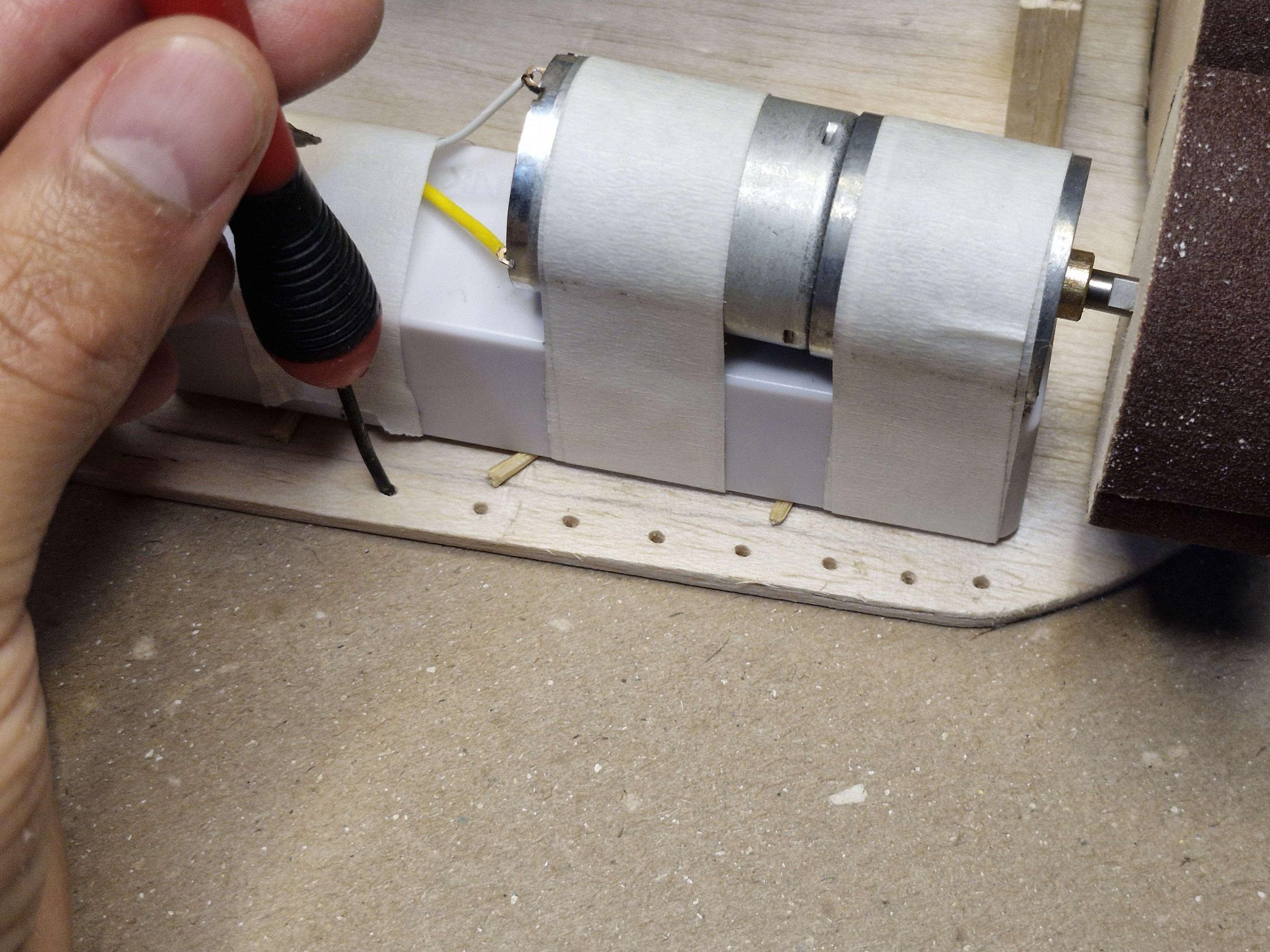 Crafting a Moving Bird Sculpture From Wooden Sticks and Balsa Wood : 23 ...